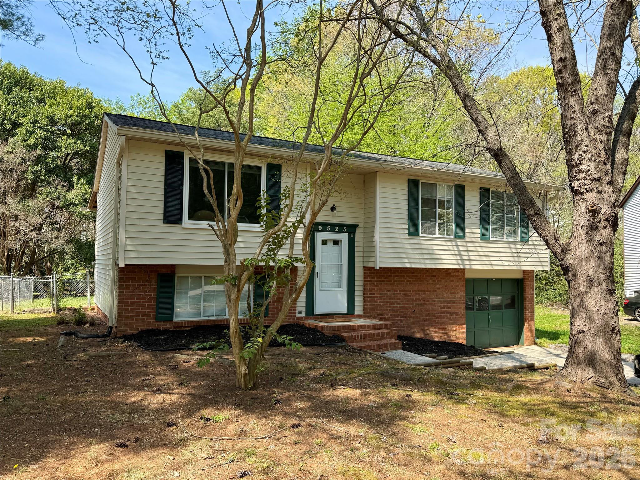 9525 Robert Burns Court, Charlotte, NC