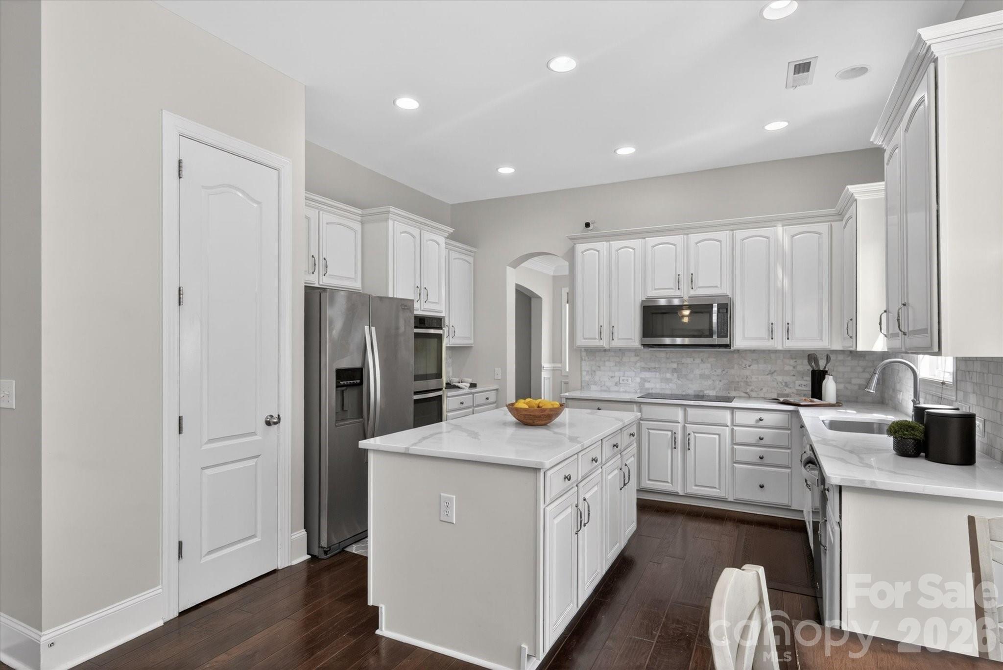 Photo 12 of 4936 Hawk Shadow Lane, Charlotte, NC
