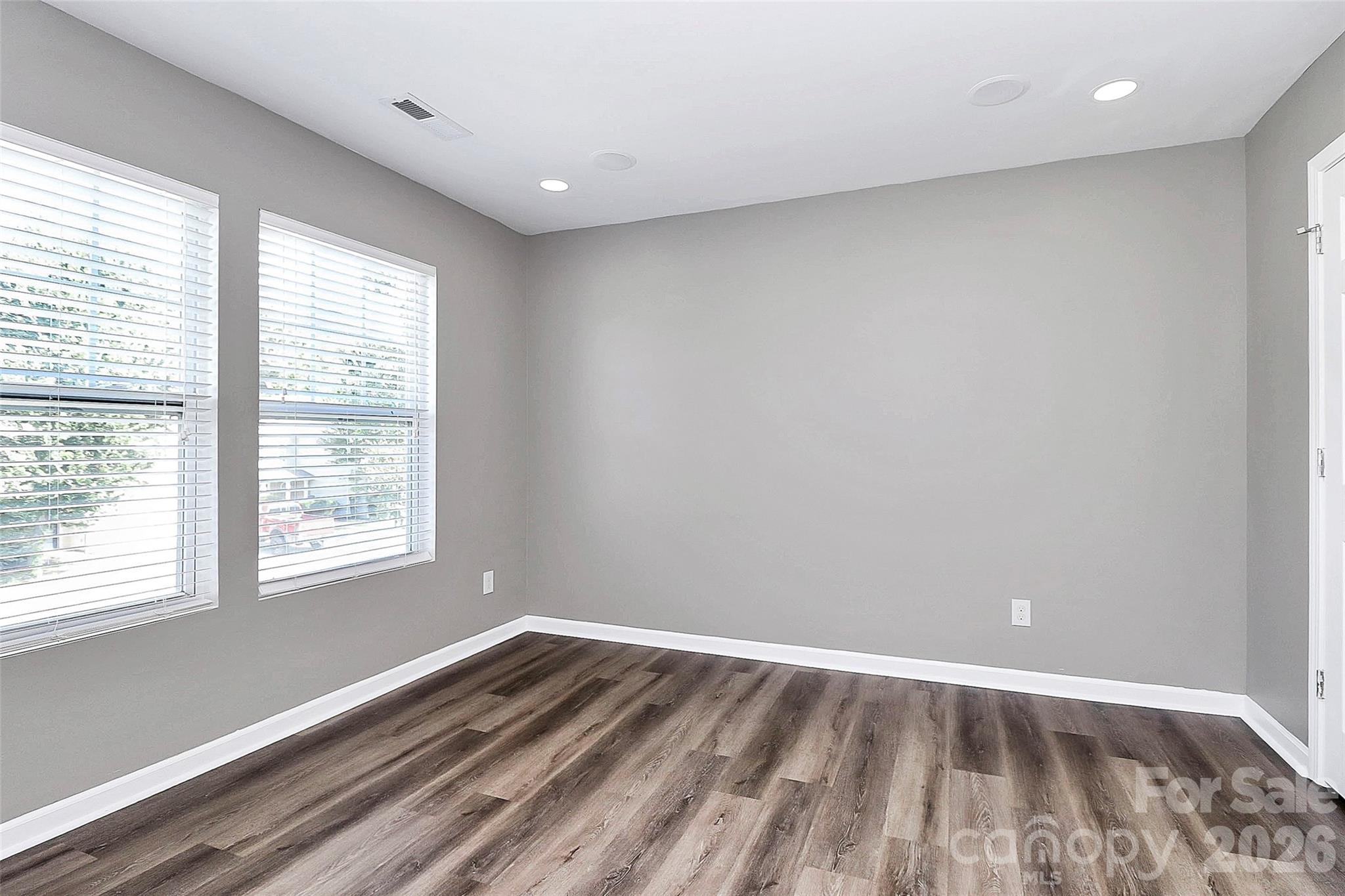 Photo 38 of 15705 Lakepoint Forest Drive, Charlotte, NC