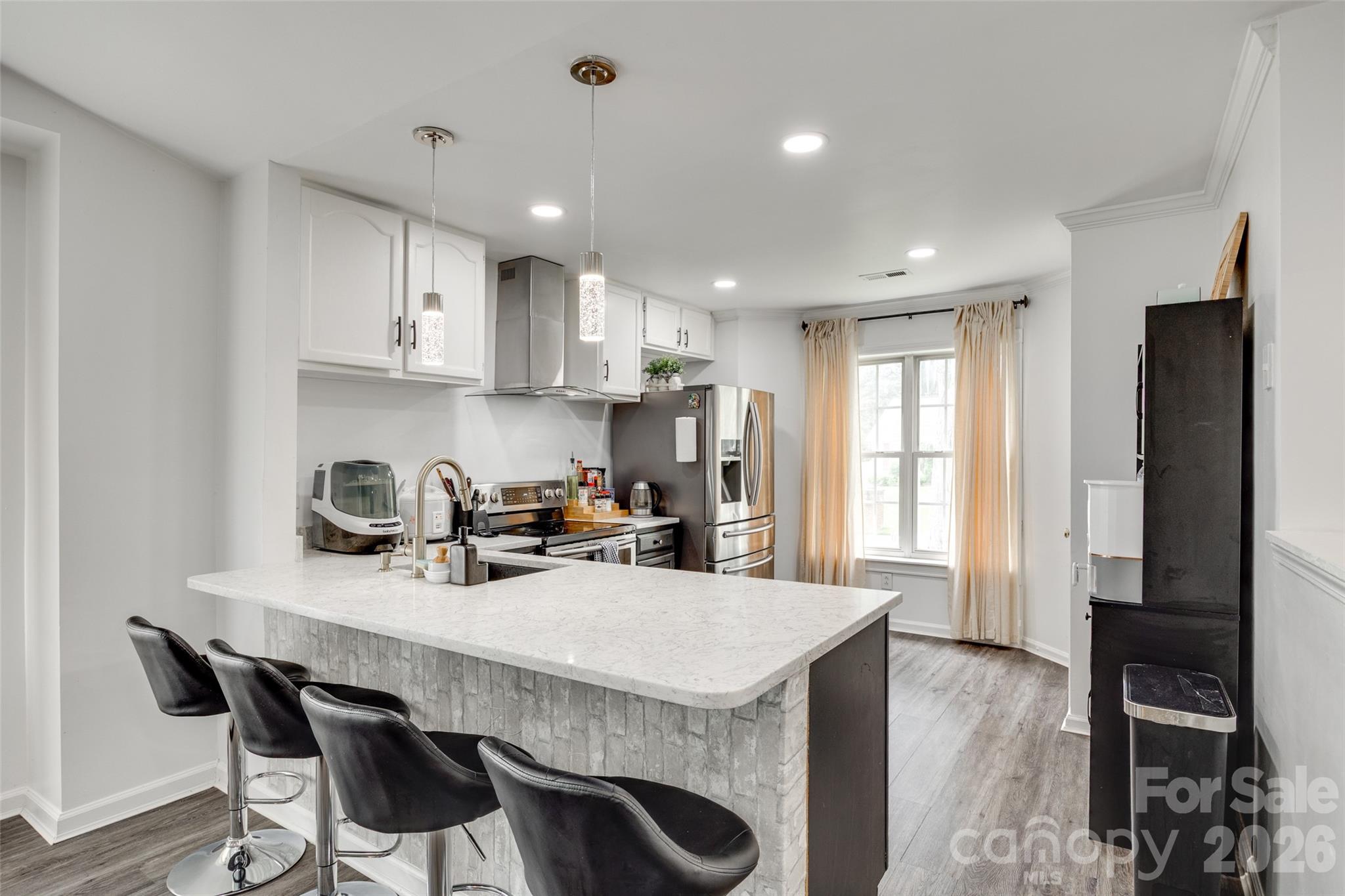 7442 Crestside Lane, Charlotte, NC - photo 7 of 26