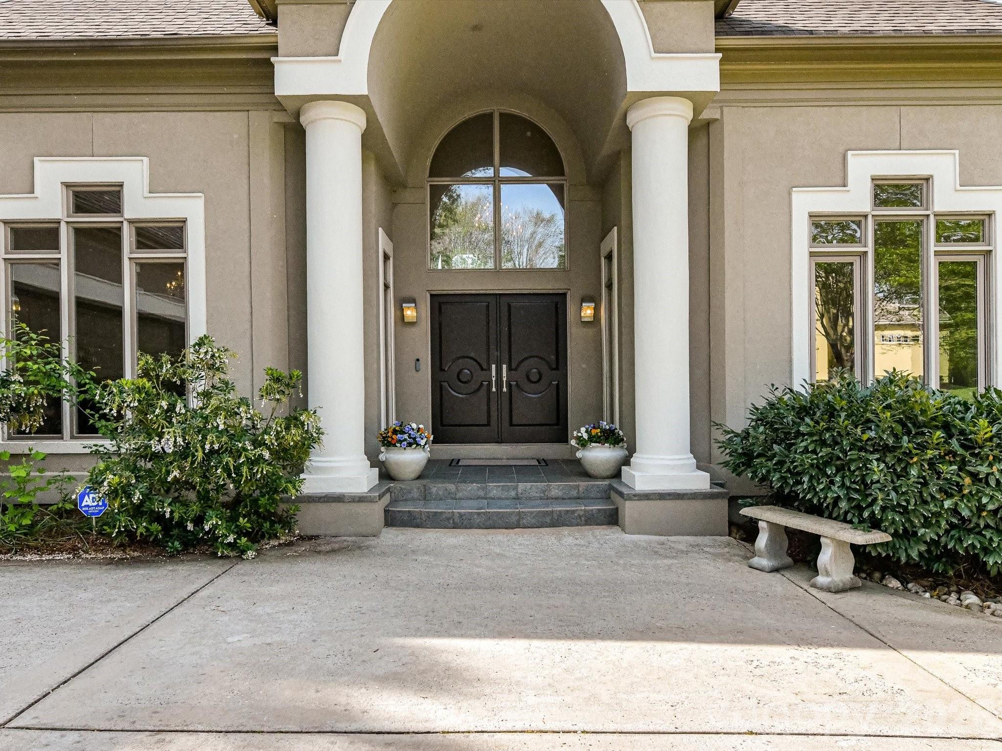 Photo 2 of 15615 McCullers Court, Charlotte, NC