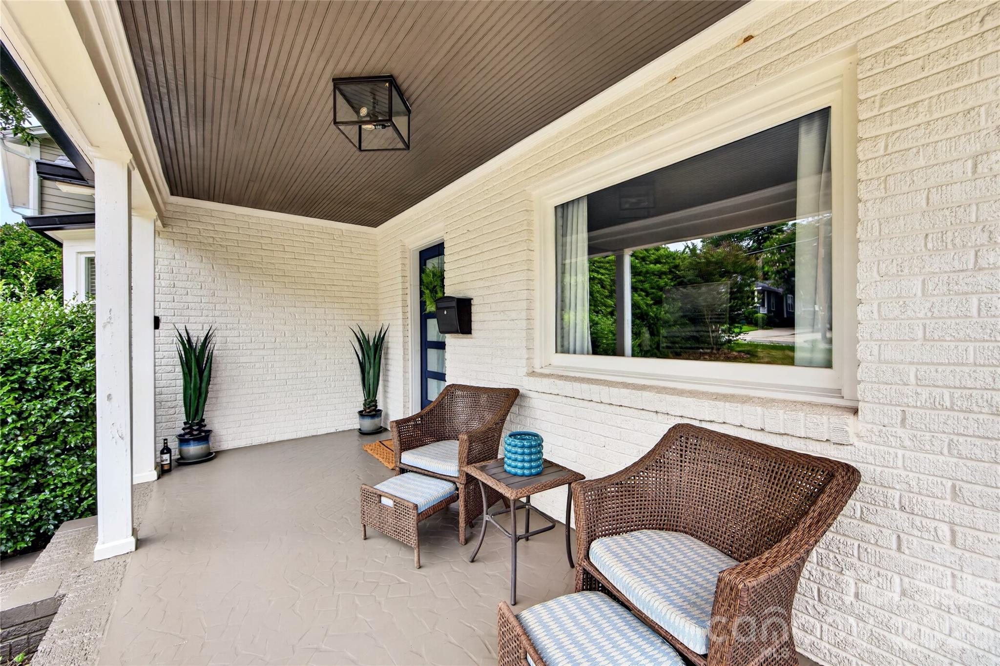 Photo 5 of 1825 Cumberland Avenue, Charlotte, NC