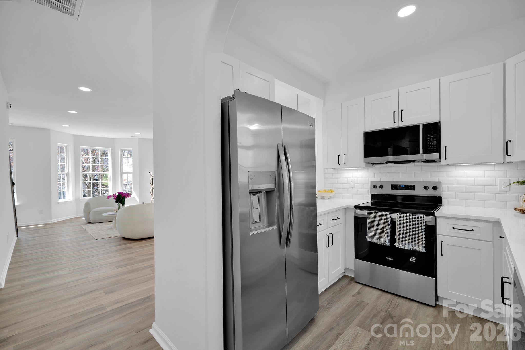 Photo 14 of 8131 Kings Creek Drive, Charlotte, NC