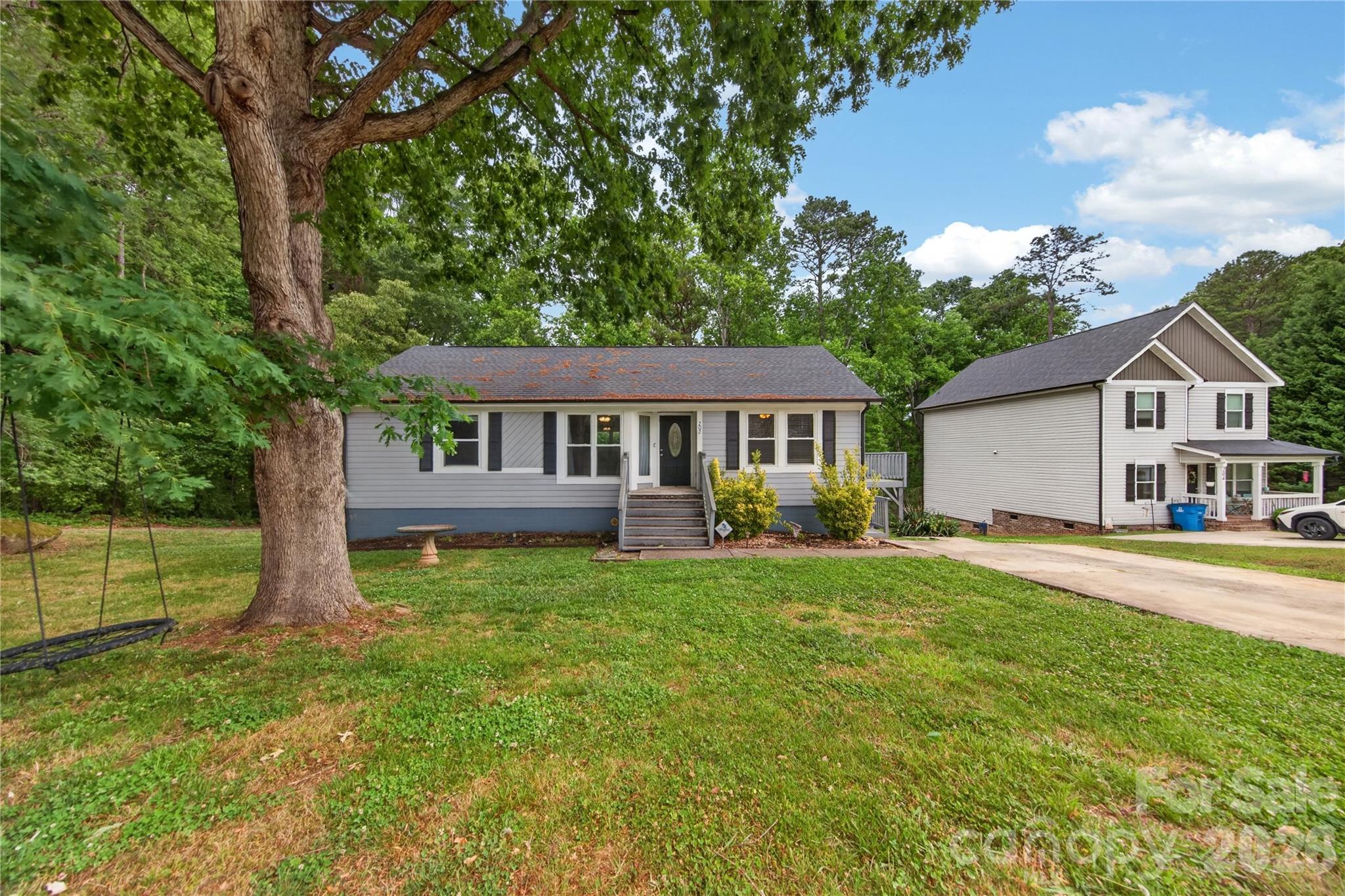 Photo 2 of 202 King David Lane, Gastonia, NC