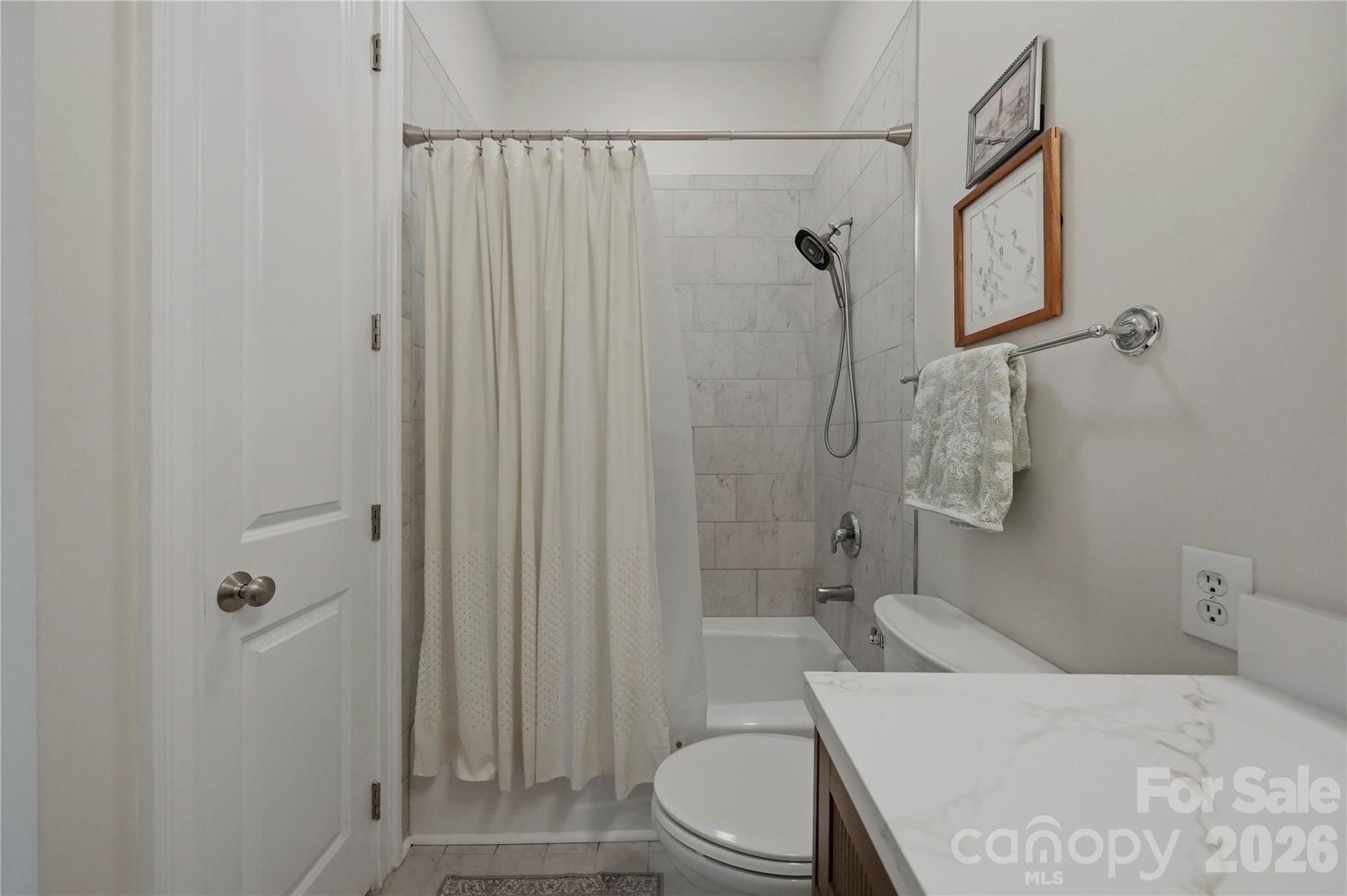 Photo 16 of 2946 Selwyn Avenue112, Charlotte, NC