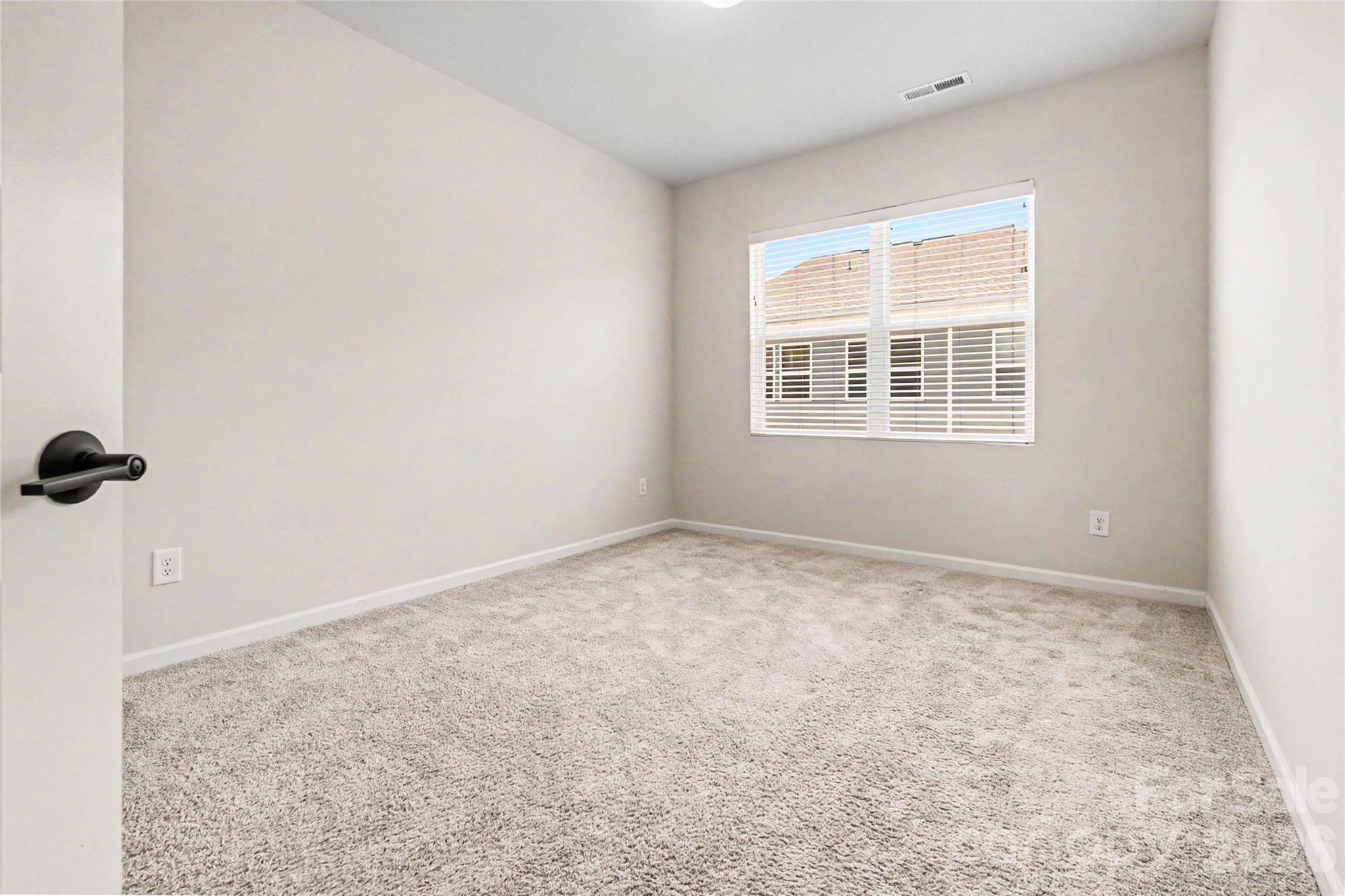 908 Kinsey Alley, Charlotte, NC - photo 12 of 27