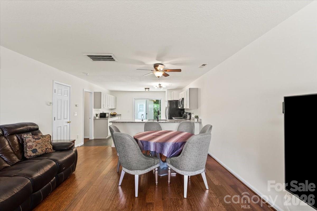 Photo 2 of 3119 Decapolis Drive, Charlotte, NC