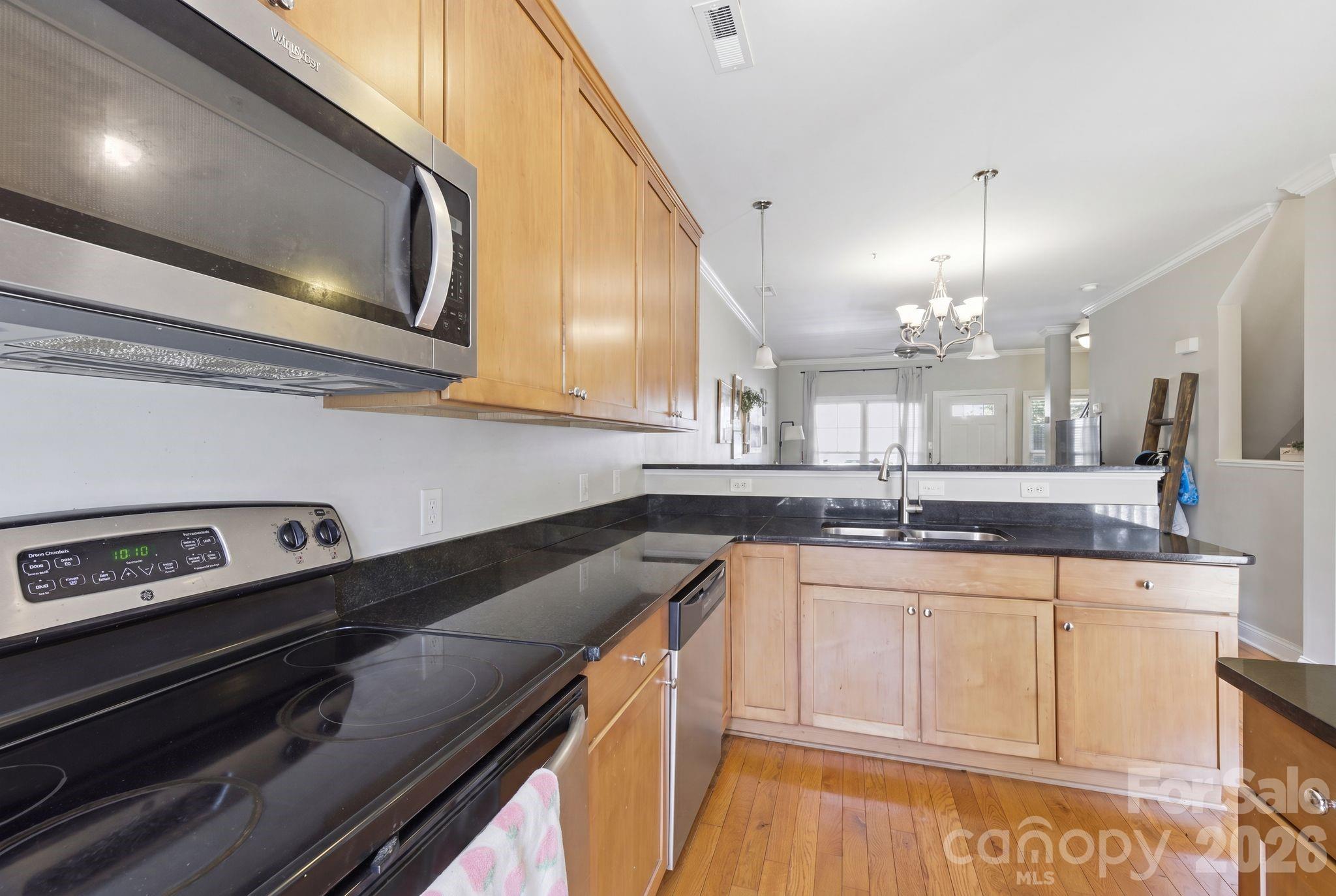Photo 8 of 2917 Craftsman Lane, Charlotte, NC