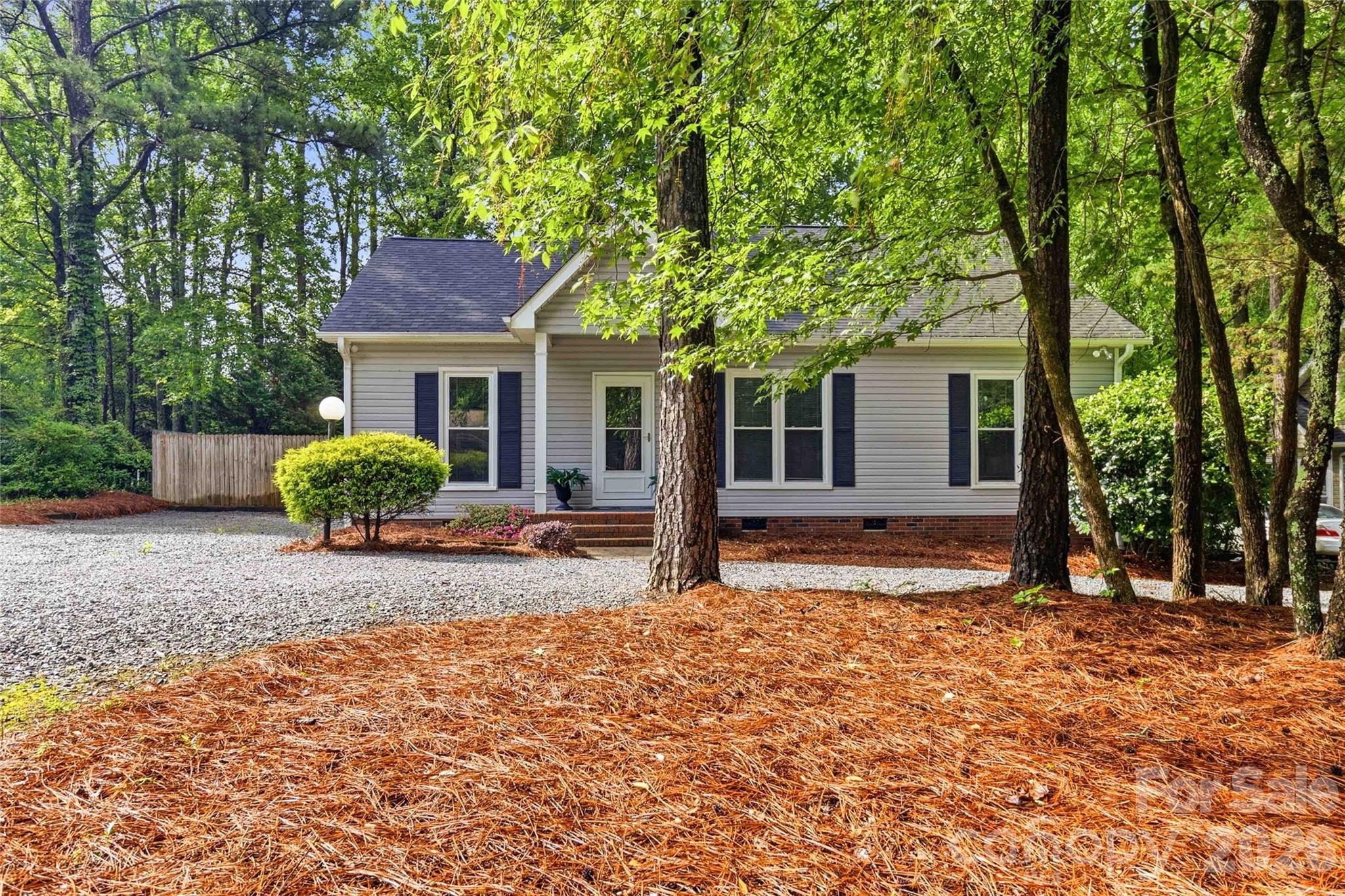 325 Enchanted Drive, Matthews, NC