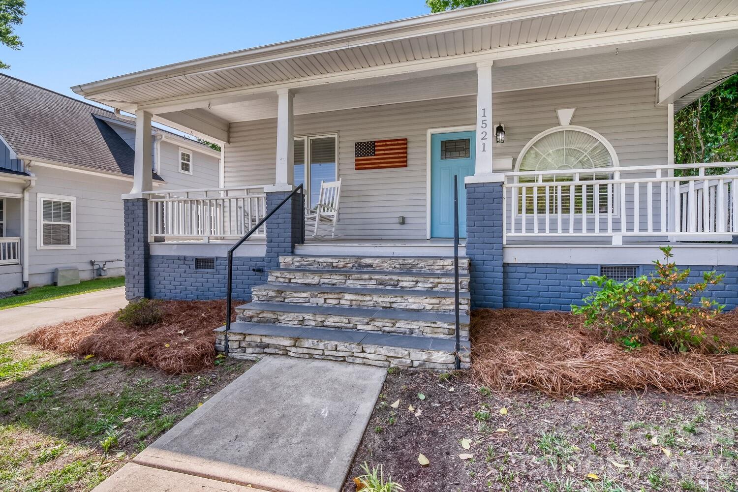 1521 Hawthorne Lane, Charlotte, NC - photo 3 of 30