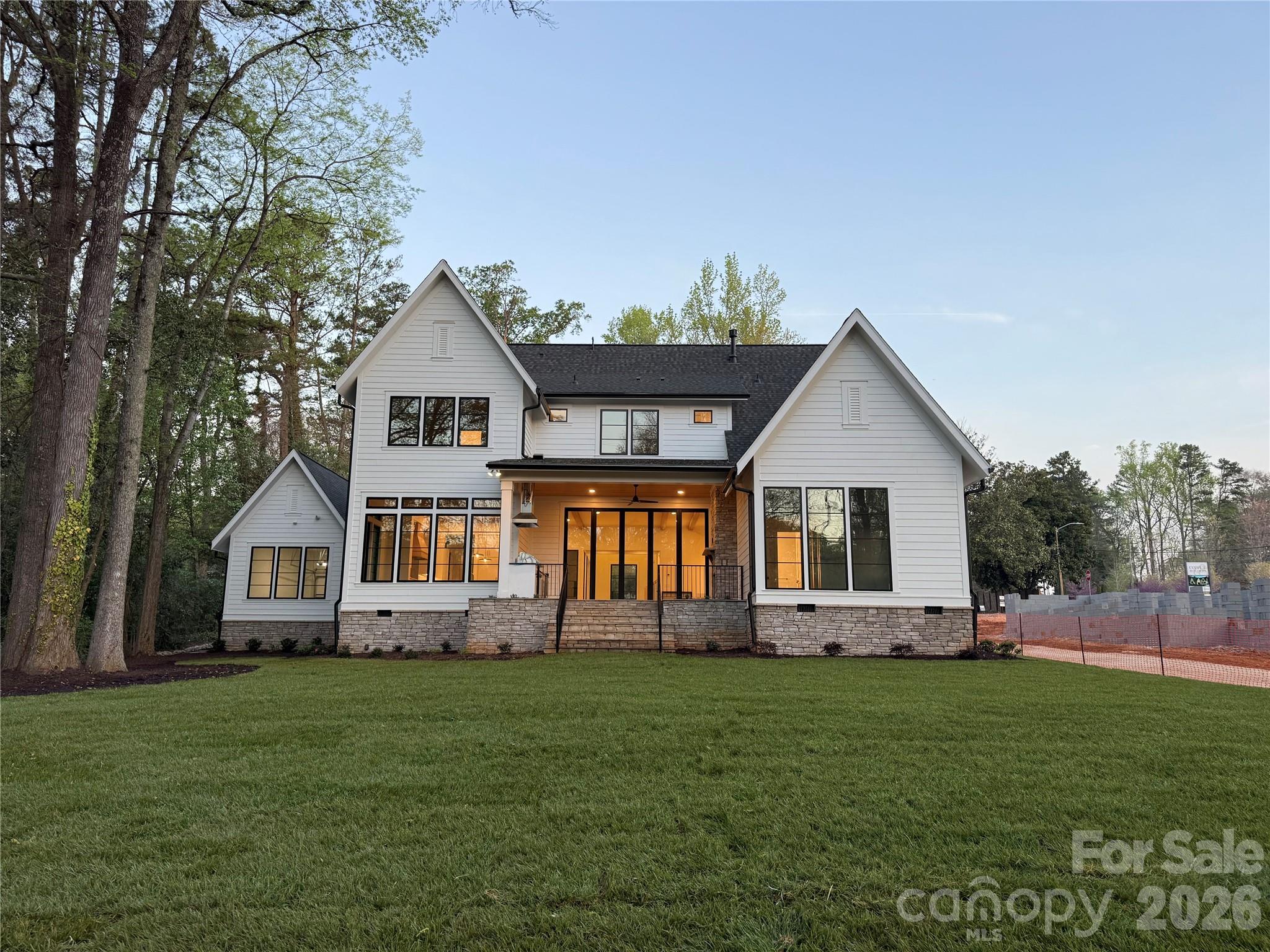 Photo 8 of 1209 Meadowood Lane, Charlotte, NC