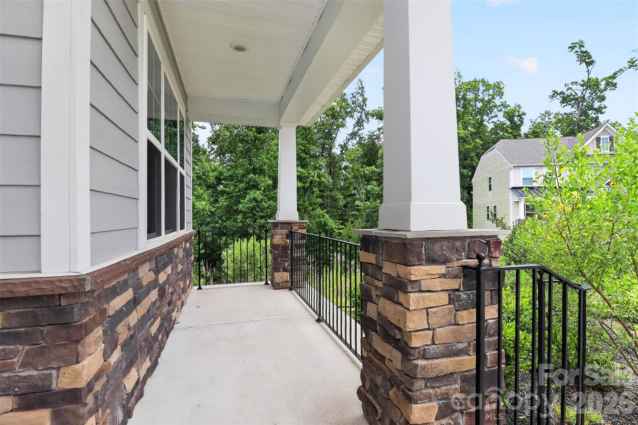 Home for sale at 17504 Terryglass Lane, Charlotte, NC — photo 3 of 44