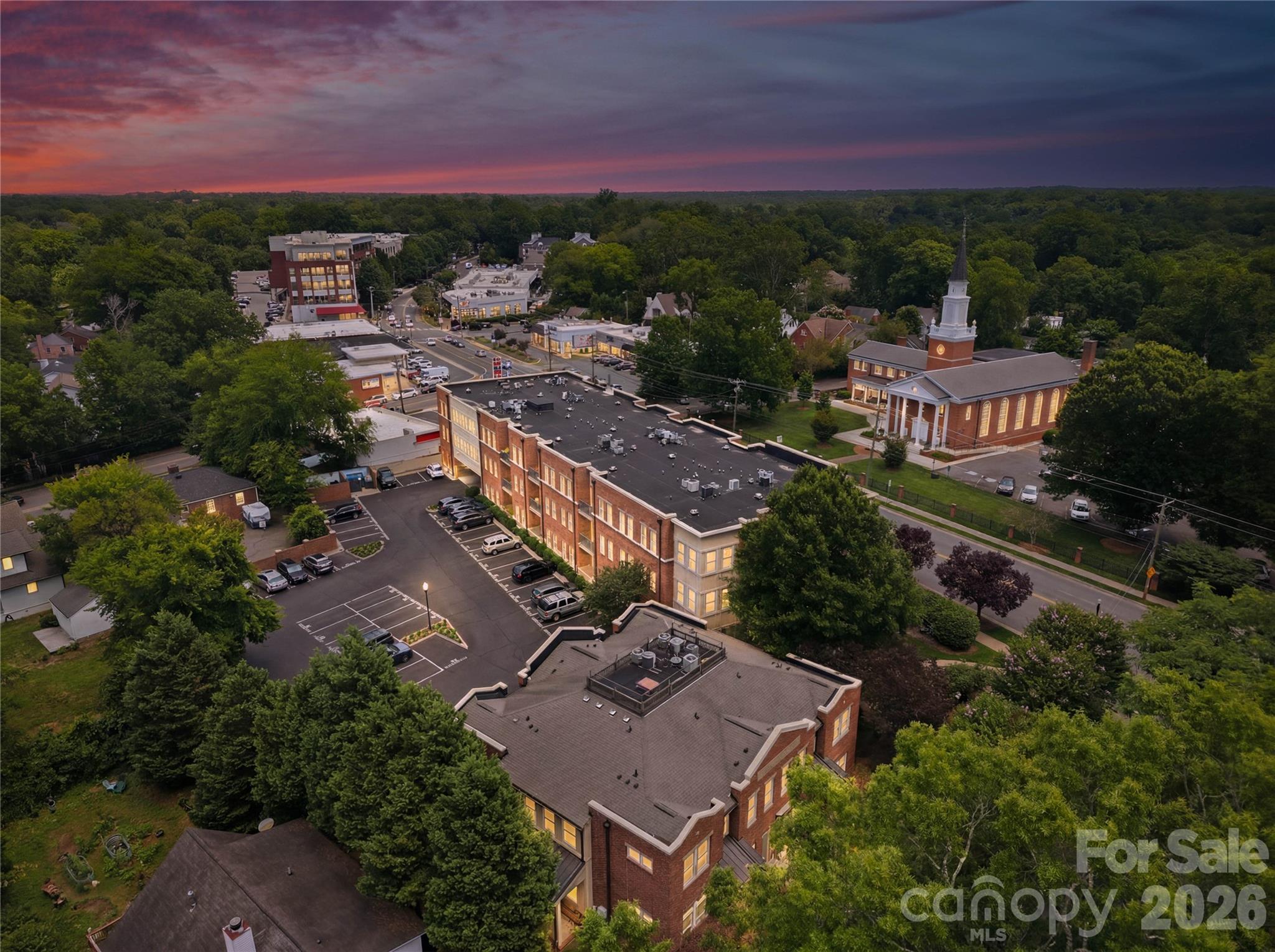 Photo 2 of 2946 Selwyn Avenue112, Charlotte, NC