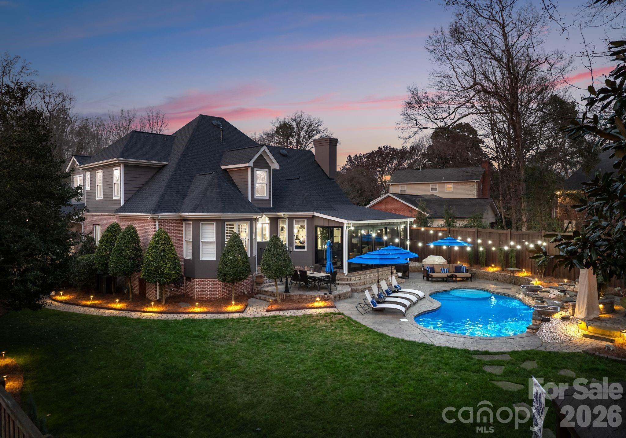Photo 42 of 141 Sardis Lane, Charlotte, NC