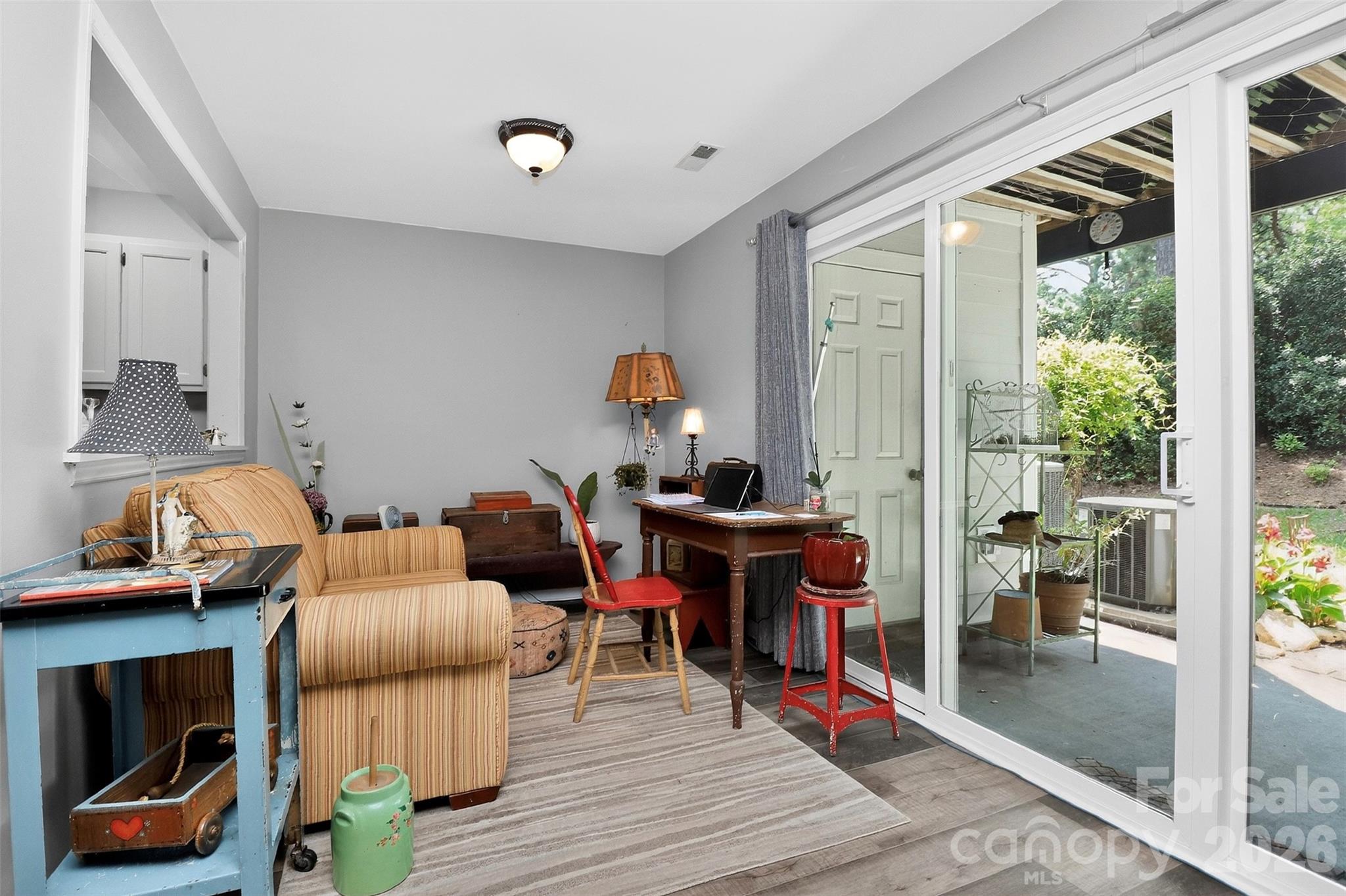Photo 11 of 9232 Kings Canyon Drive, Charlotte, NC