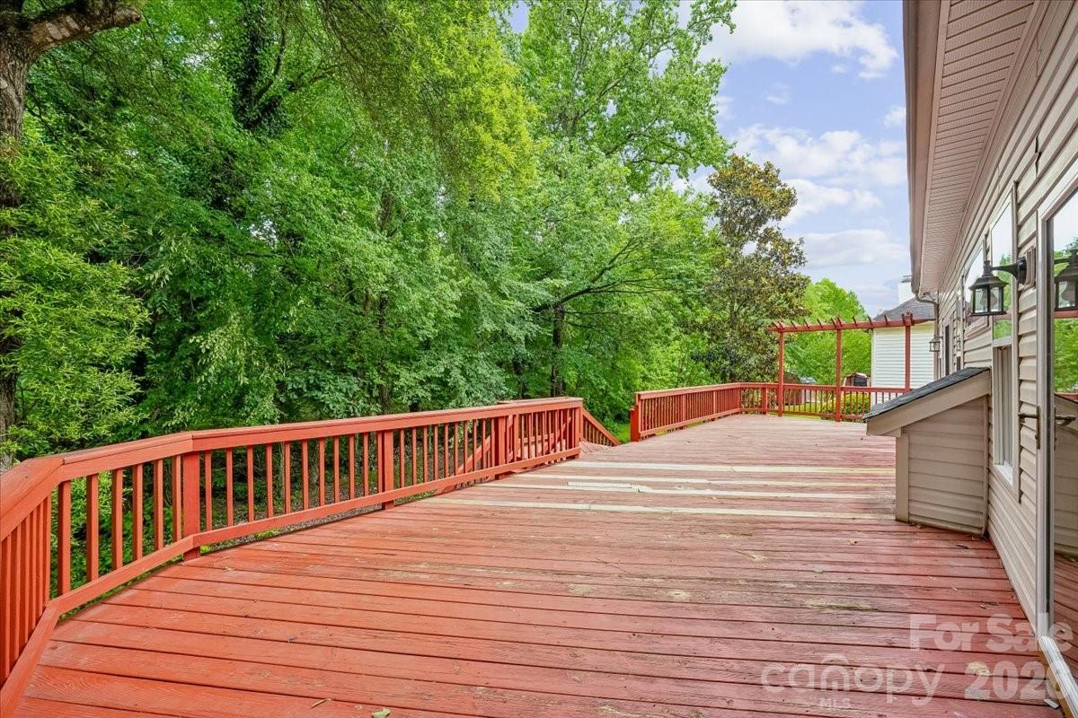 Home for sale at 2622 Billings Park Drive, Charlotte, NC — photo 41 of 48