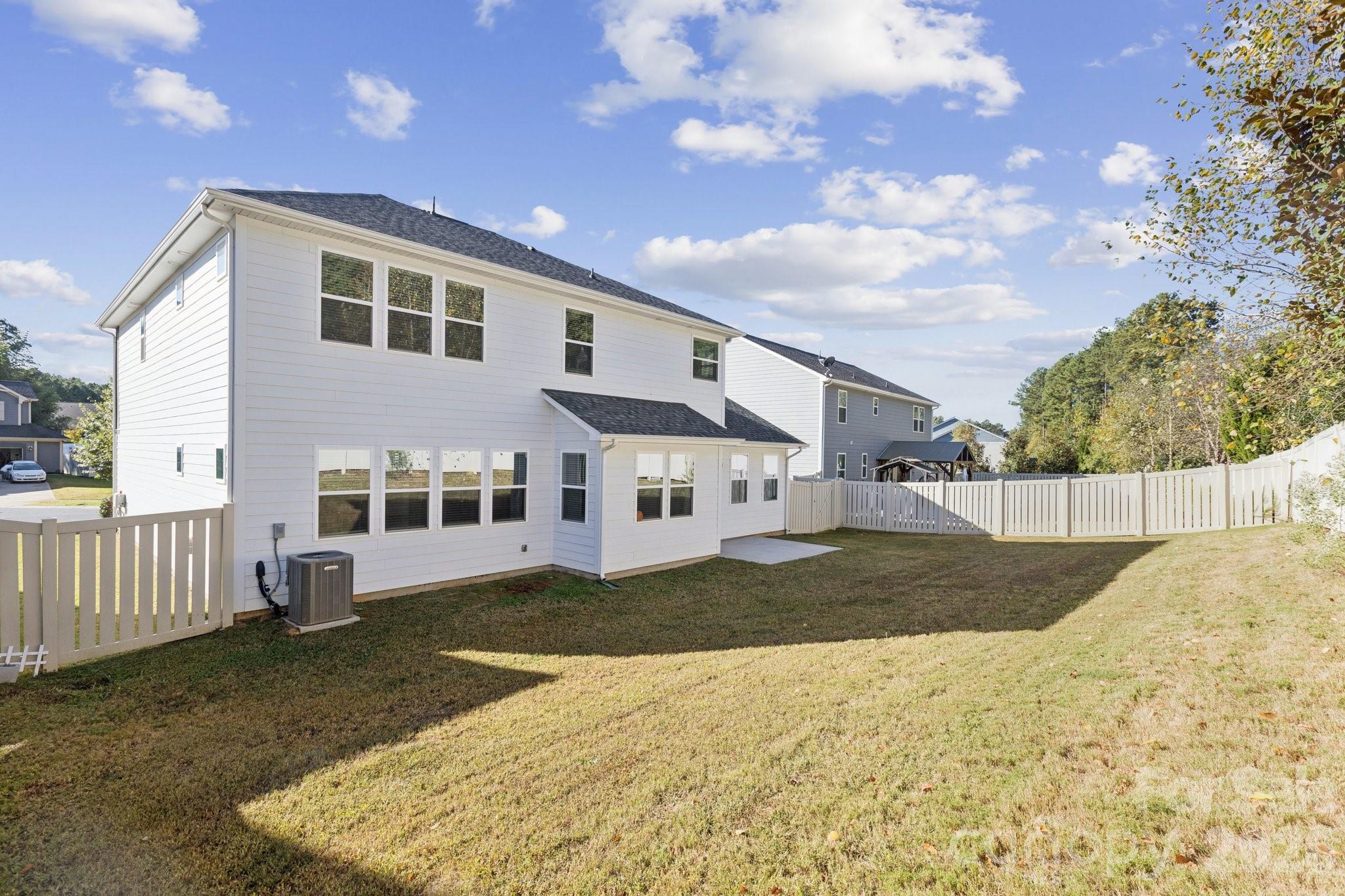 Photo 43 of 15311 Red Canoe Way, Charlotte, NC