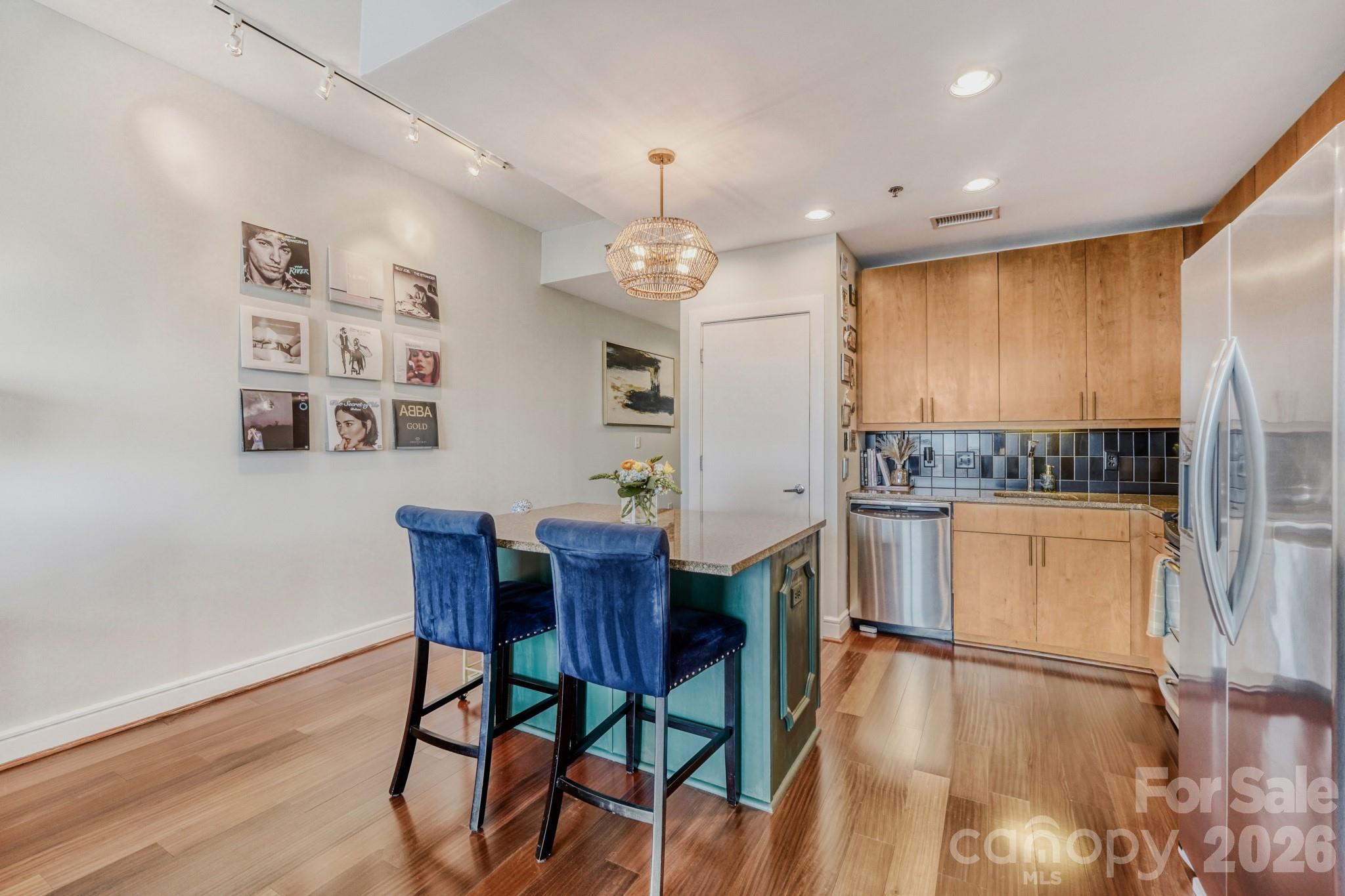 Photo 14 of 333 W Trade Street W1105, Charlotte, NC