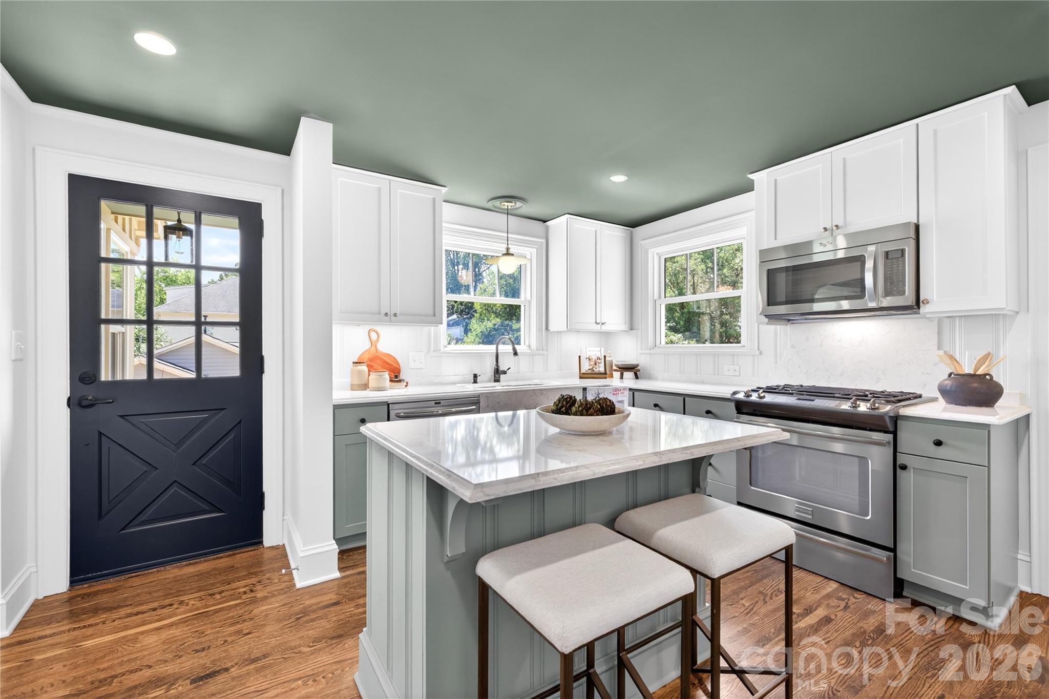 2501 Runnymede Lane, Charlotte, NC - photo 8 of 41