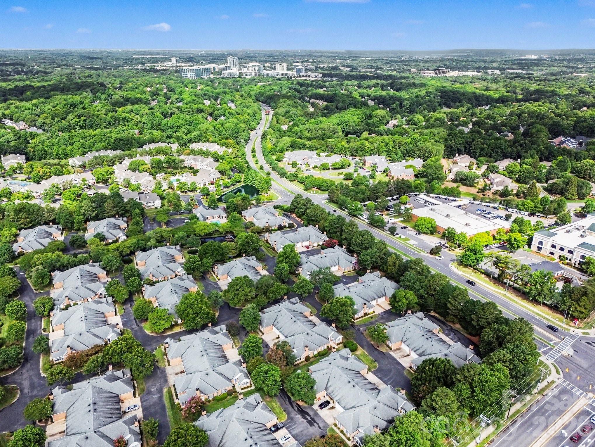 Photo 21 of 11341 Olde Turnbury Court, Charlotte, NC