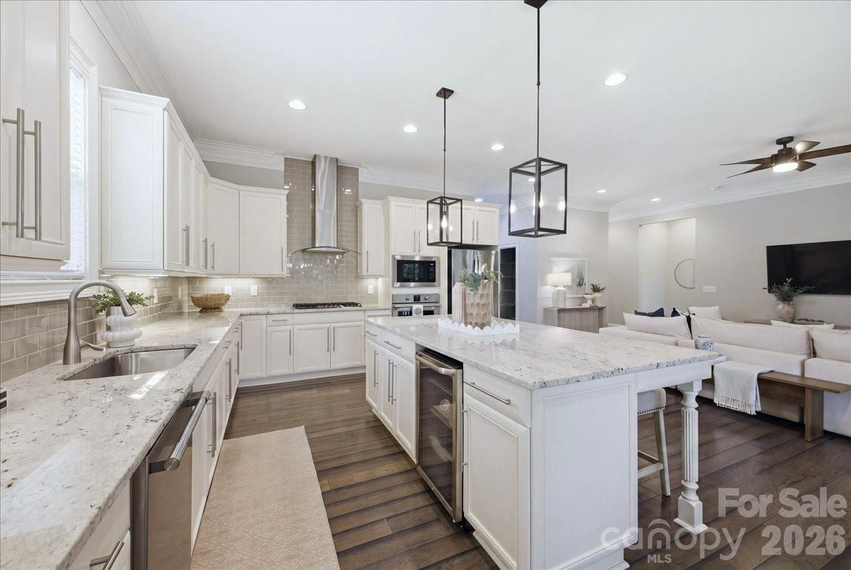 1103 N Sharon Amity Road, Charlotte, NC - photo 14 of 43