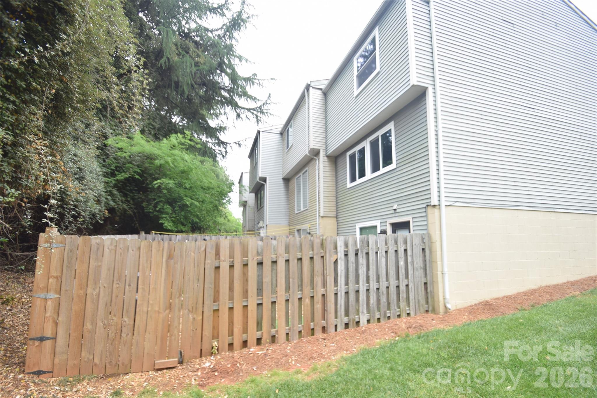 Photo 4 of 9432 Lexington CircleA, Charlotte, NC