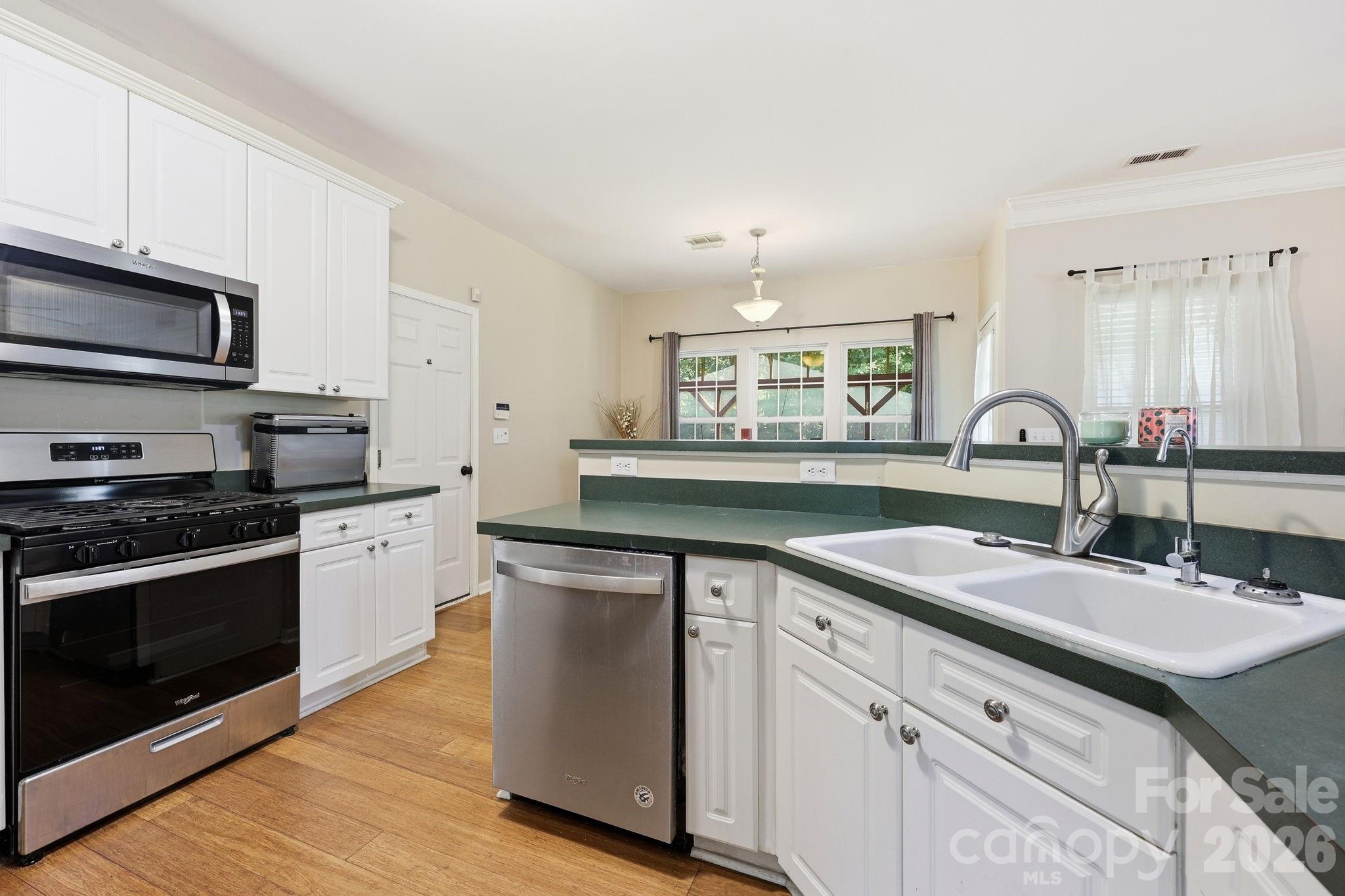 Photo 6 of 4439 Rock Stream Drive, Charlotte, NC