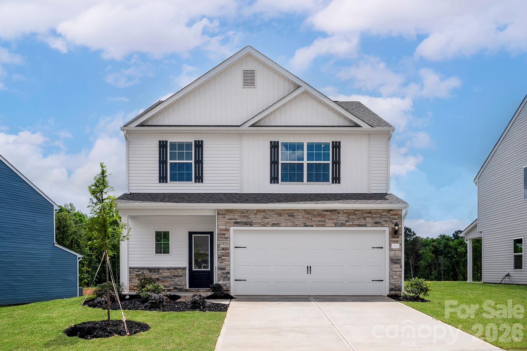Home for sale at 6606 Fairford Drive, Charlotte, NC — photo 1 of 14