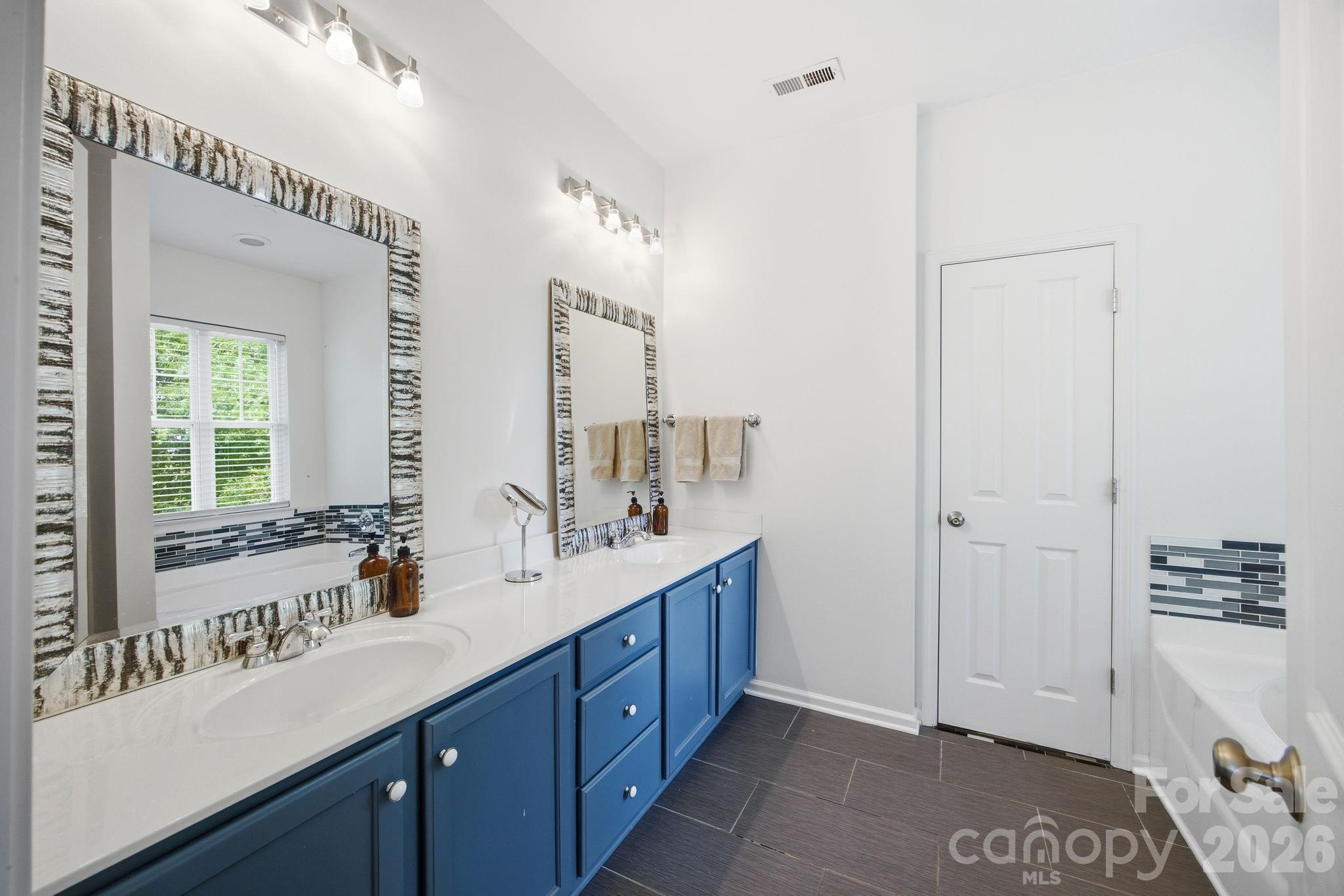 14458 Holly Springs Drive, Huntersville, NC - photo 21 of 44