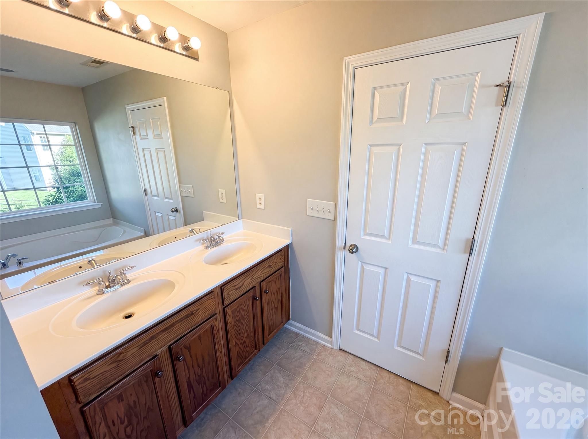 Home for sale at 2007 Turtle Point Road, Charlotte, NC — photo 22 of 26