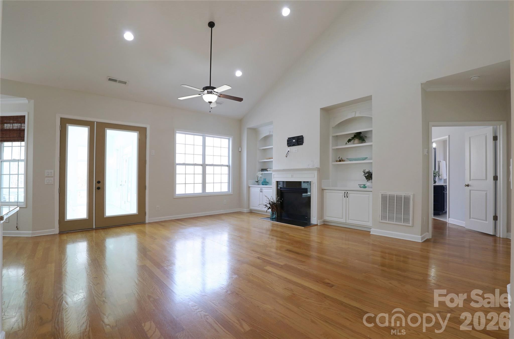 18465 E Marbella Lane, Fort Mill, SC - photo 6 of 43