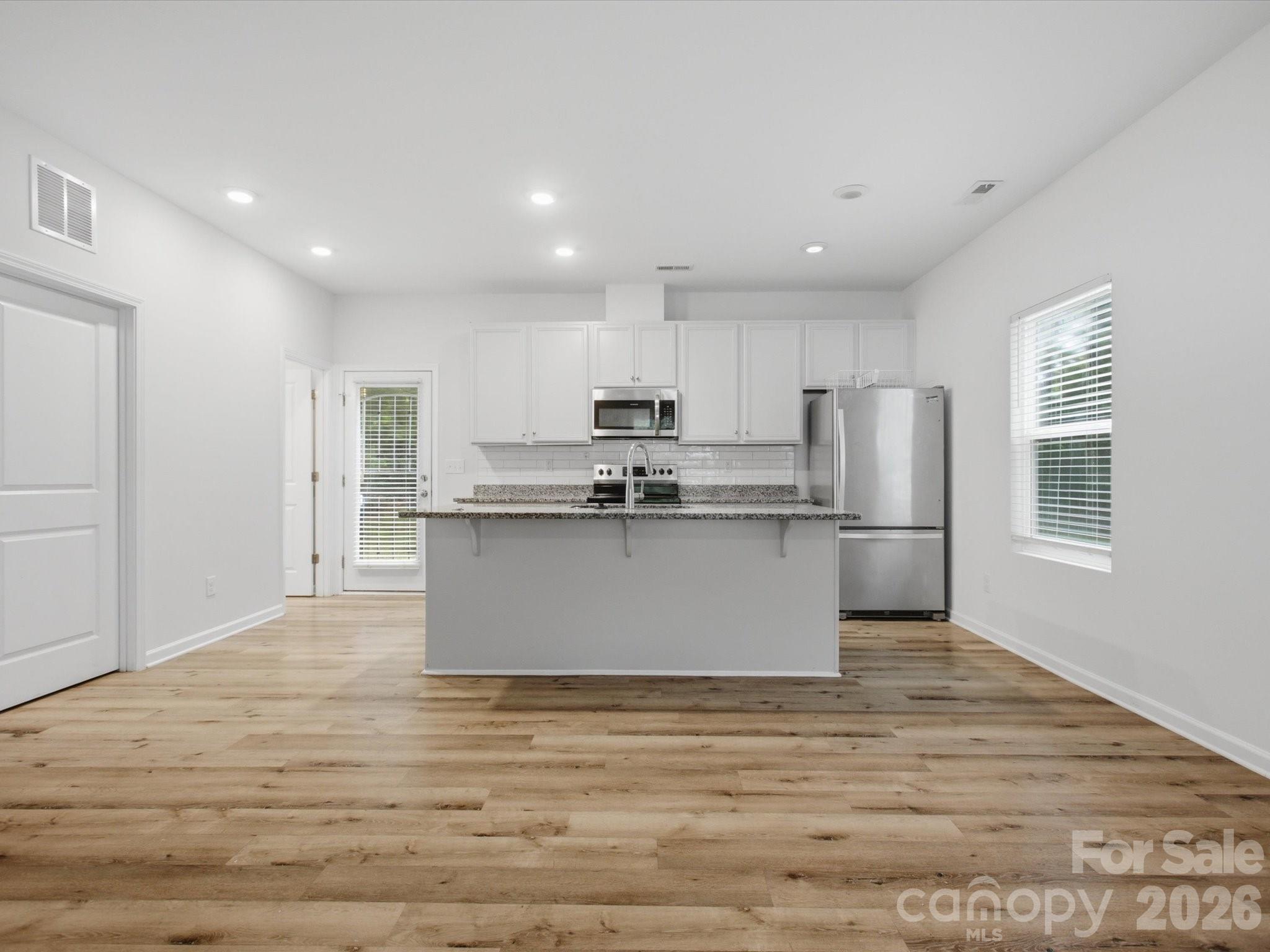 Home for sale at 1609 Ronald Street, Charlotte, NC — photo 9 of 25