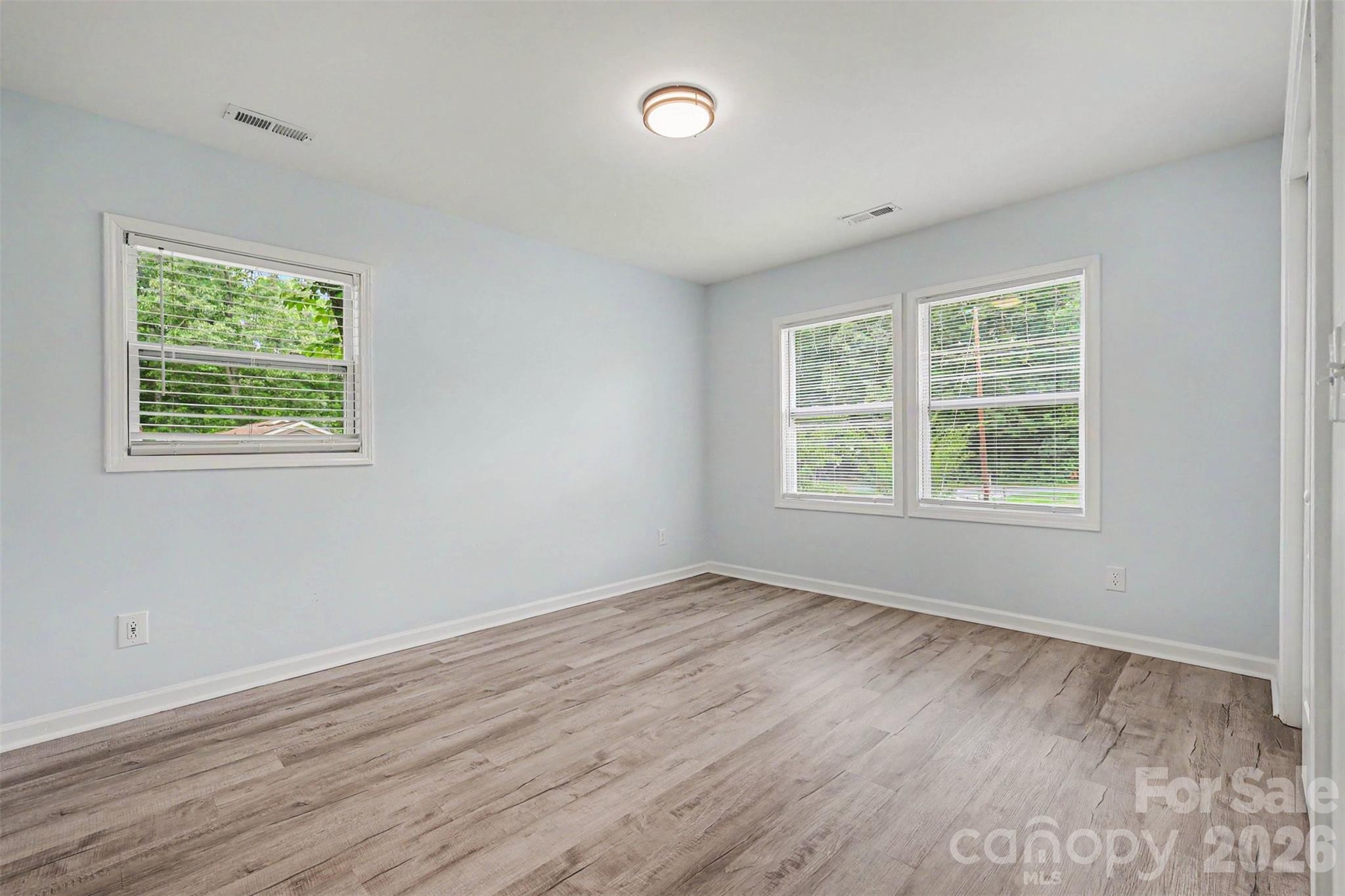 Photo 26 of 9902 Forest Drive, Charlotte, NC