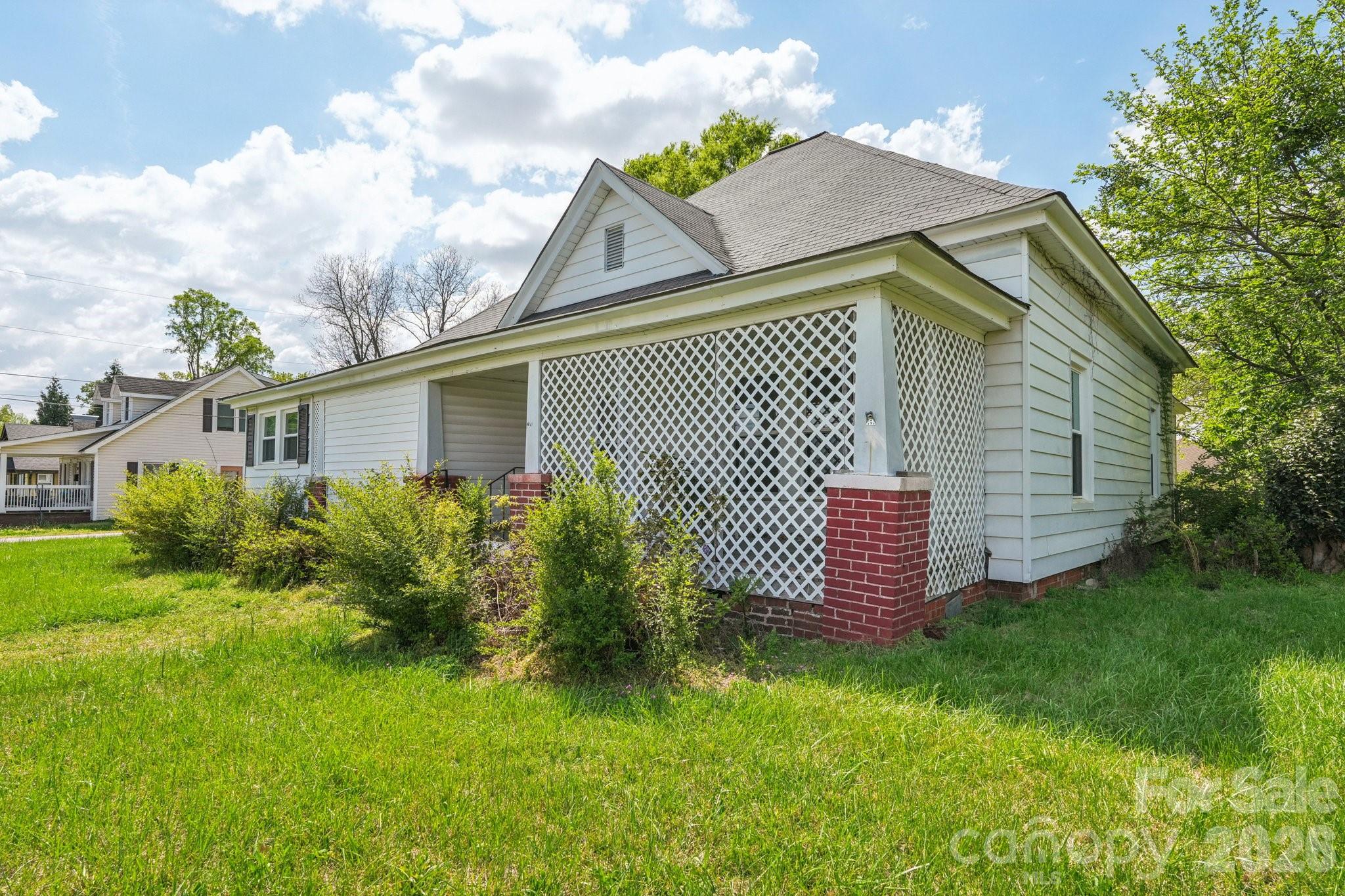 Photo 3 of 210 Griffith Road, Monroe, NC