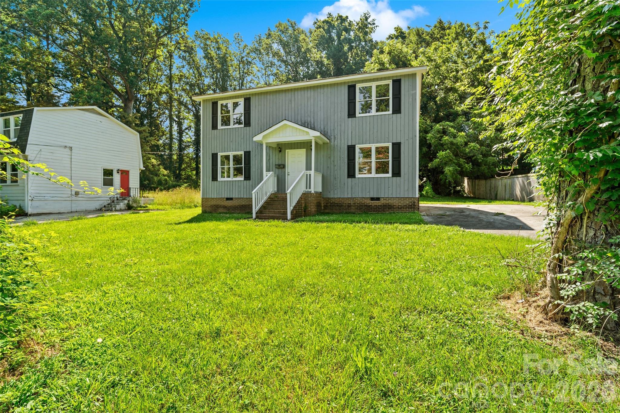 Photo 2 of 5516 Ilford Street, Charlotte, NC