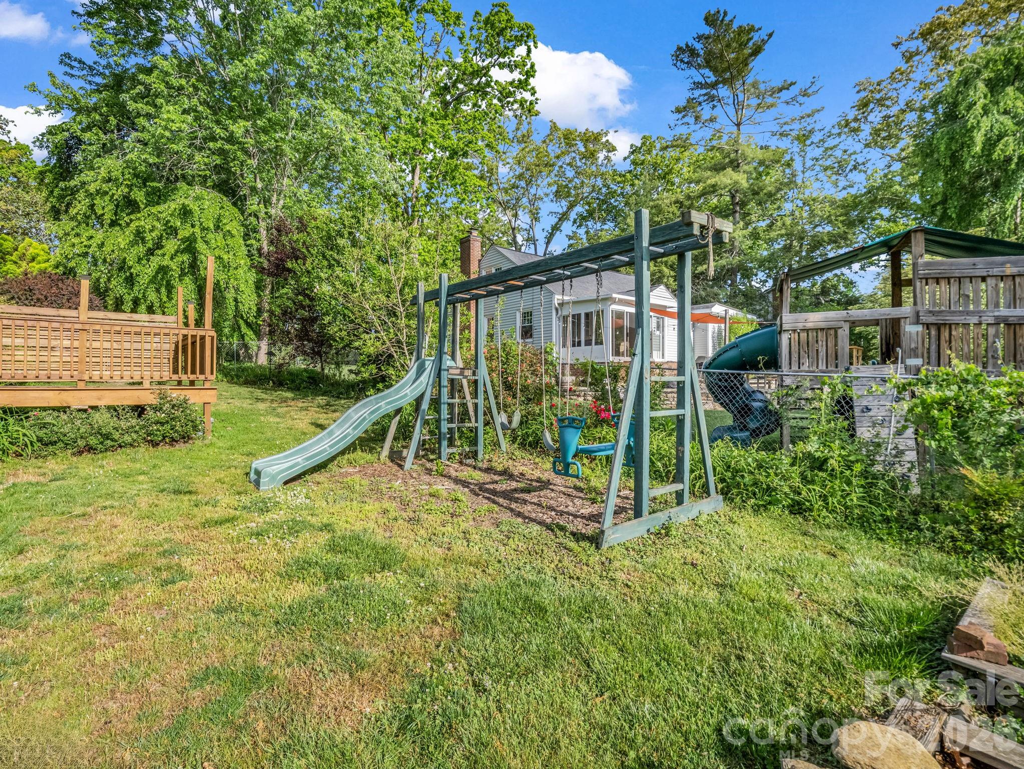 1534 Kensington Road, Hendersonville, NC - photo 40 of 44