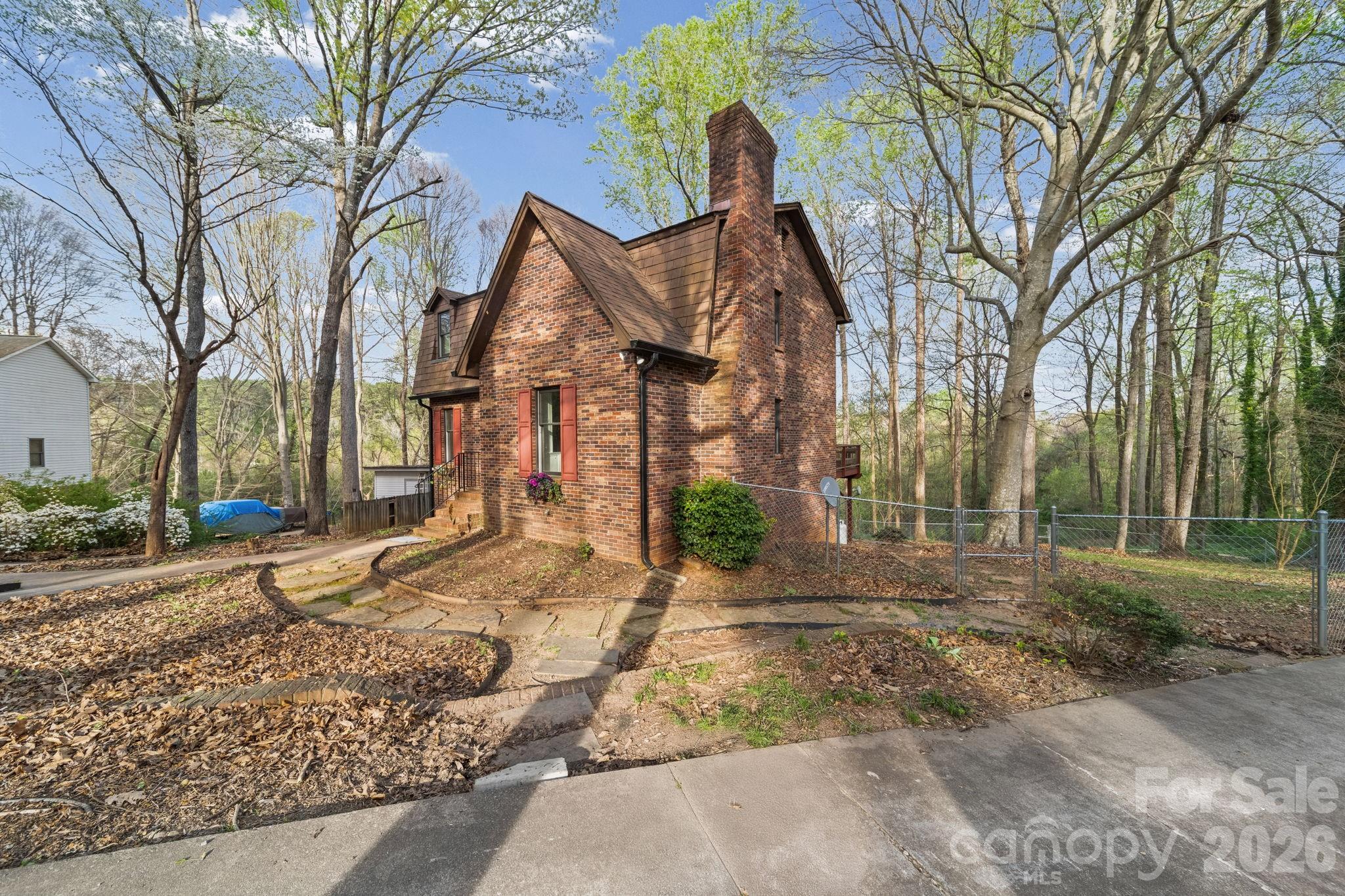 Photo 3 of 200 Maple Court, Lexington, NC