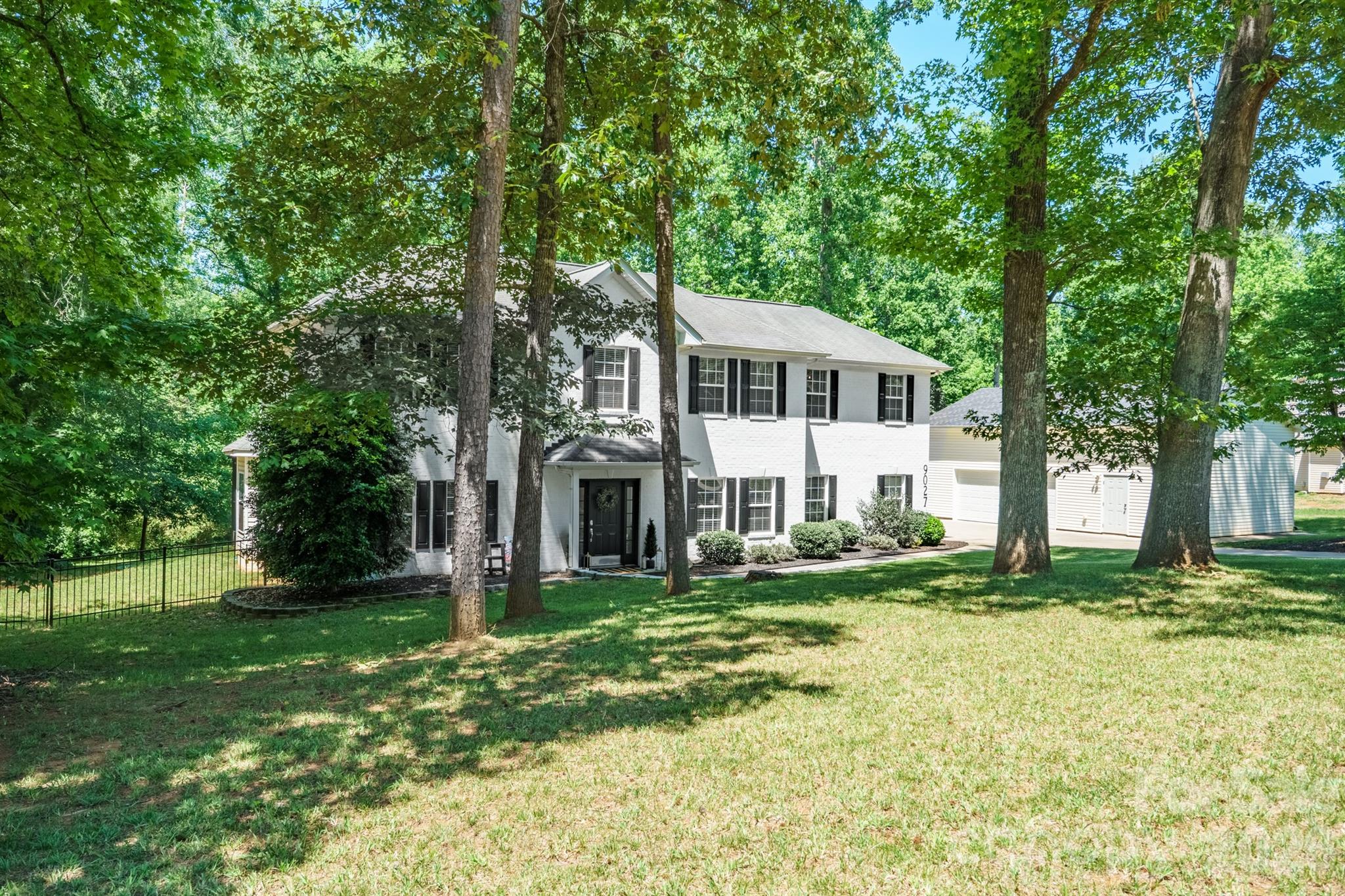 9027 Leah Meadow Lane, Charlotte, NC - photo 34 of 49