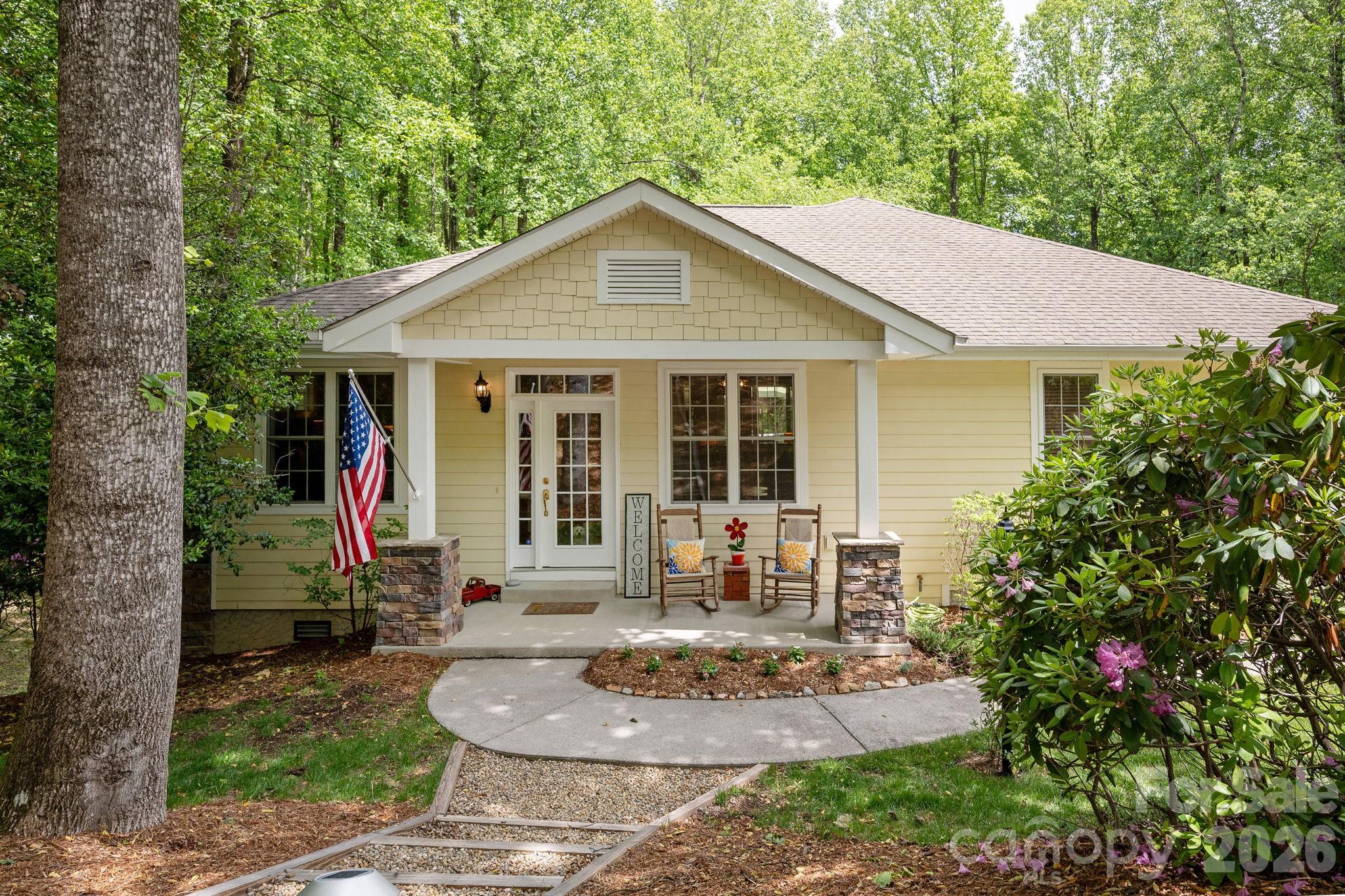 113 CHANCERY Court, Flat Rock, NC - photo 4 of 46