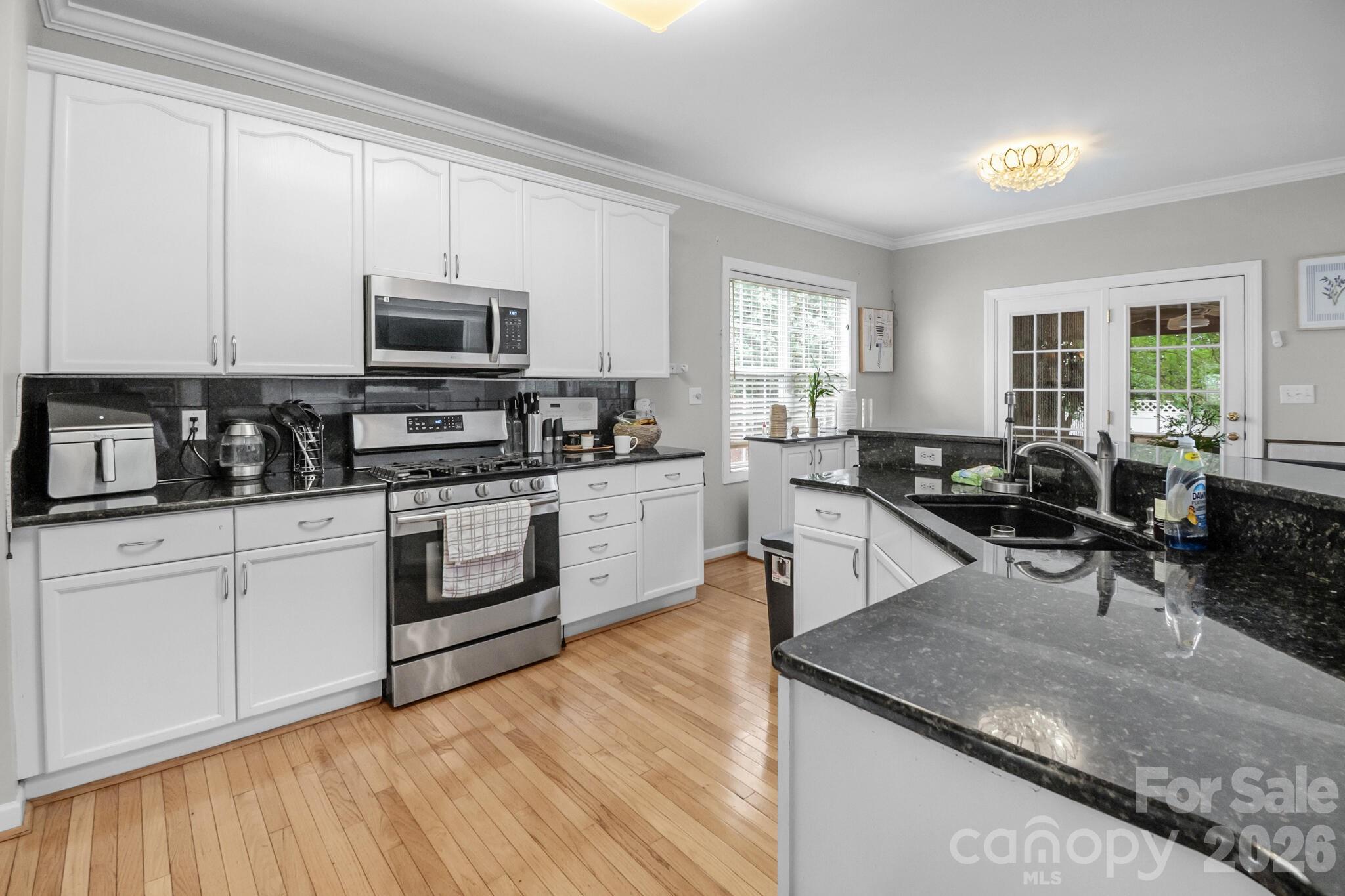 11537 Mcginns Trace Court, Charlotte, NC - photo 7 of 35