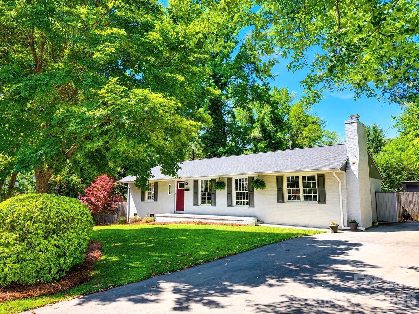 Home for sale at 3715 Delgany Drive, Charlotte, NC — photo 1 of 31