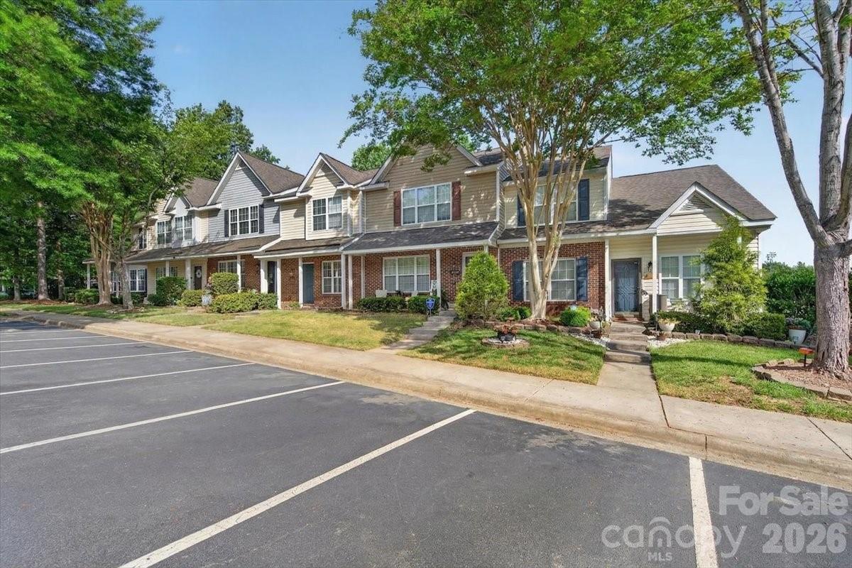 Photo 4 of 17035 Turning Stick Court, Charlotte, NC