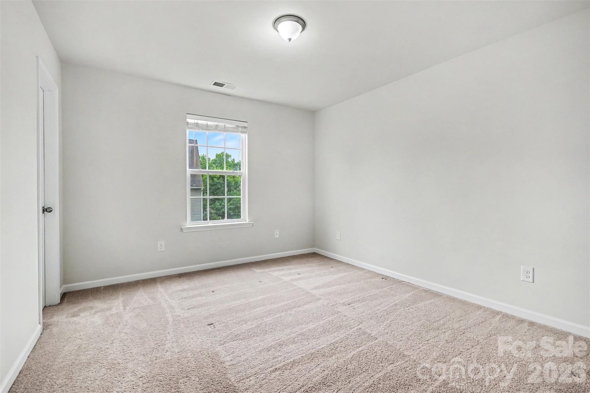 Photo 16 of 8211 Pamplin Court, Charlotte, NC