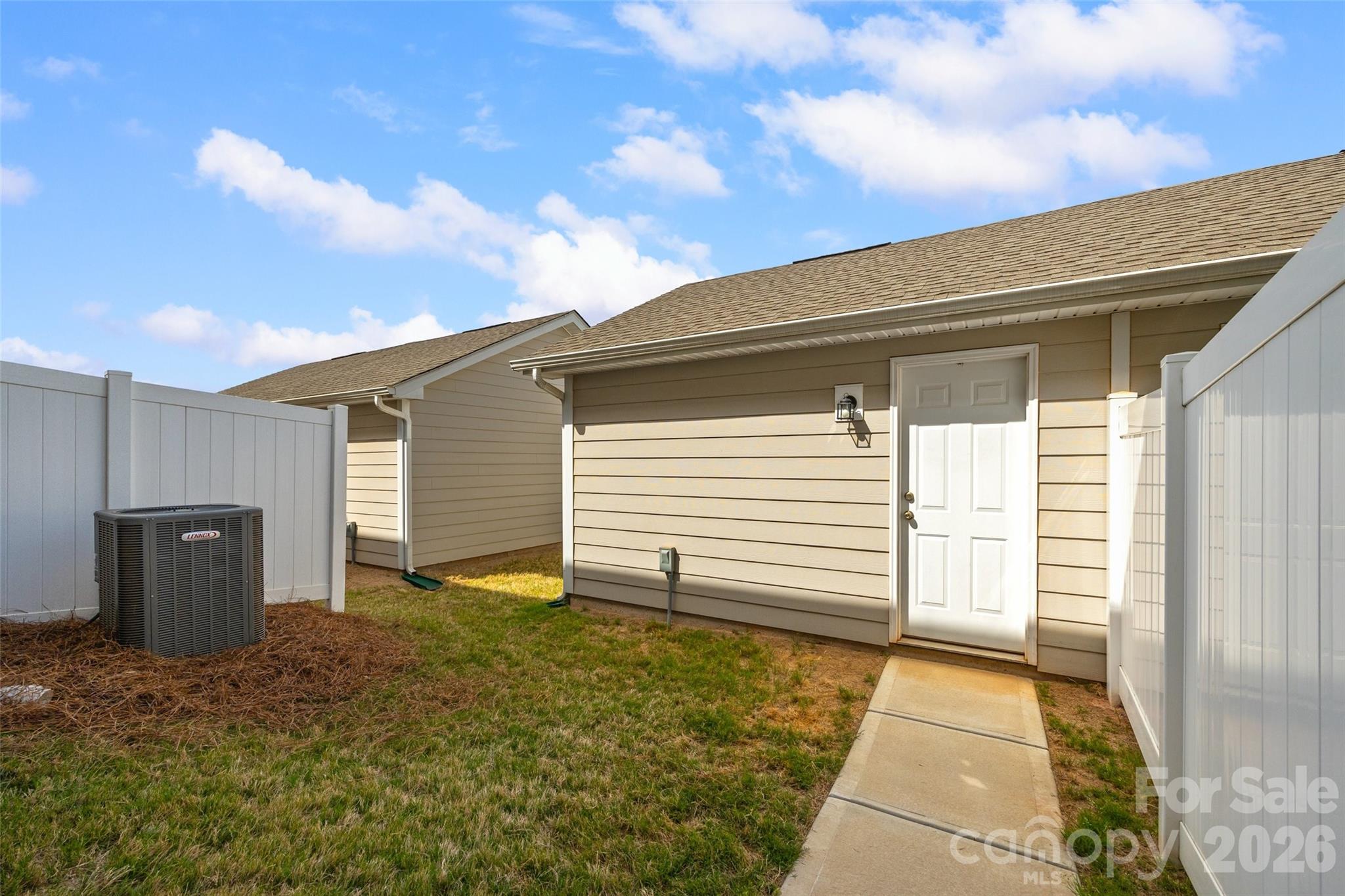 909 Cobbled Way, Fort Mill, SC - photo 24 of 33