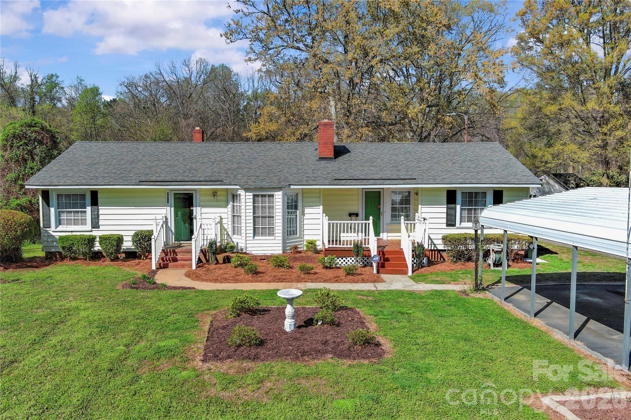 Photo 2 of 2517 Plum Street, Charlotte, NC