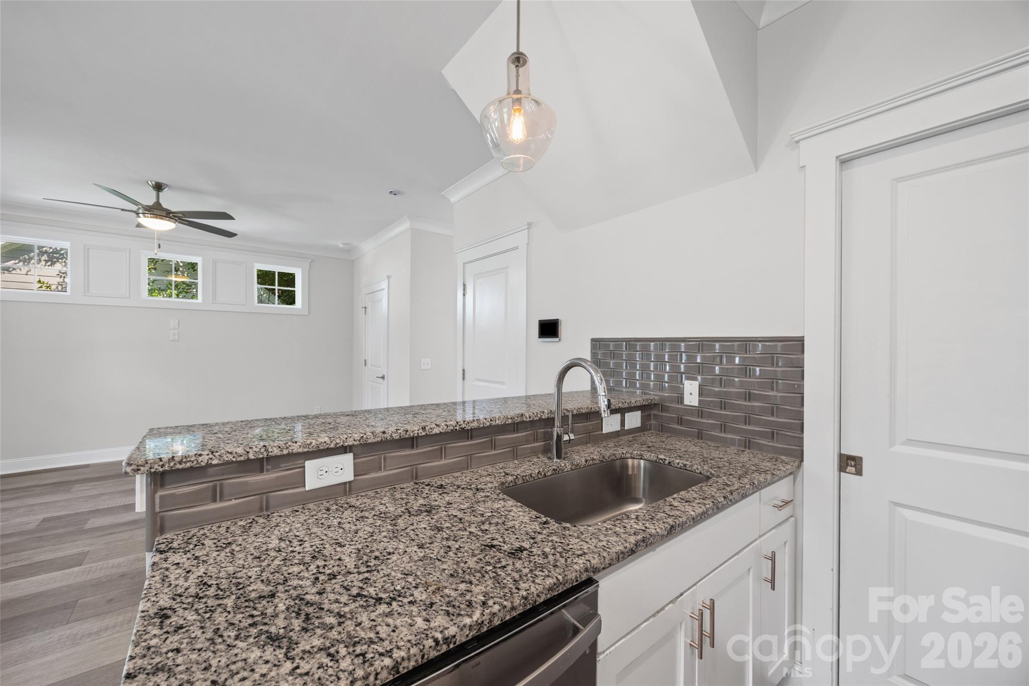 Home for sale at 1512 Norris Avenue, Charlotte, NC — photo 10 of 42
