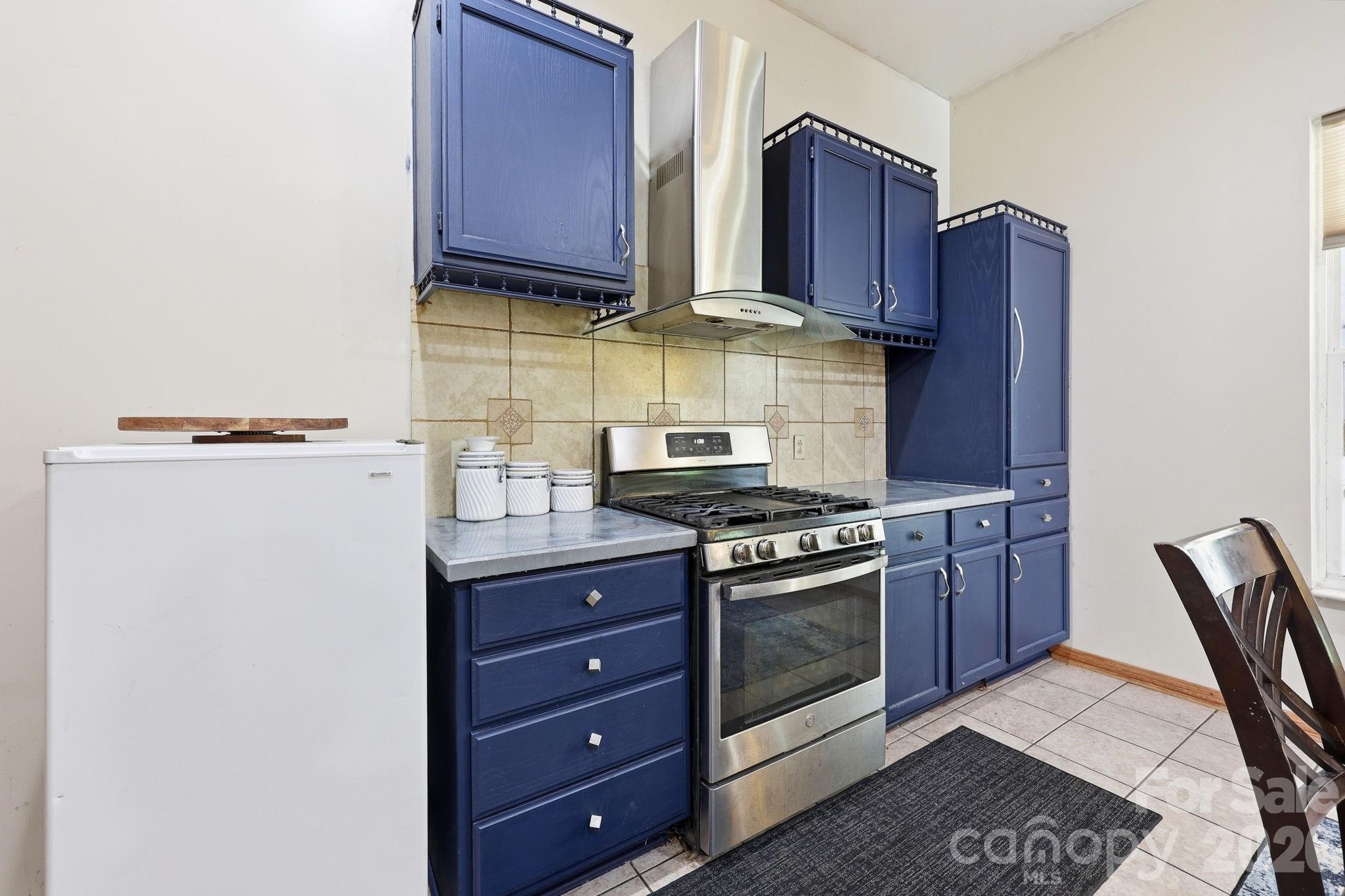 Photo 10 of 1803 Wilton Gate Drive, Charlotte, NC