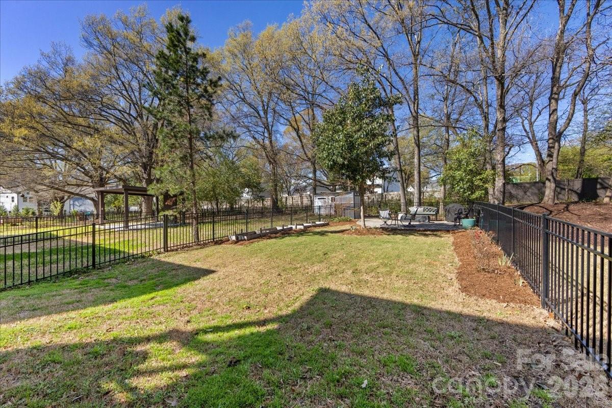 1241 Drummond Avenue, Charlotte, NC - photo 43 of 49