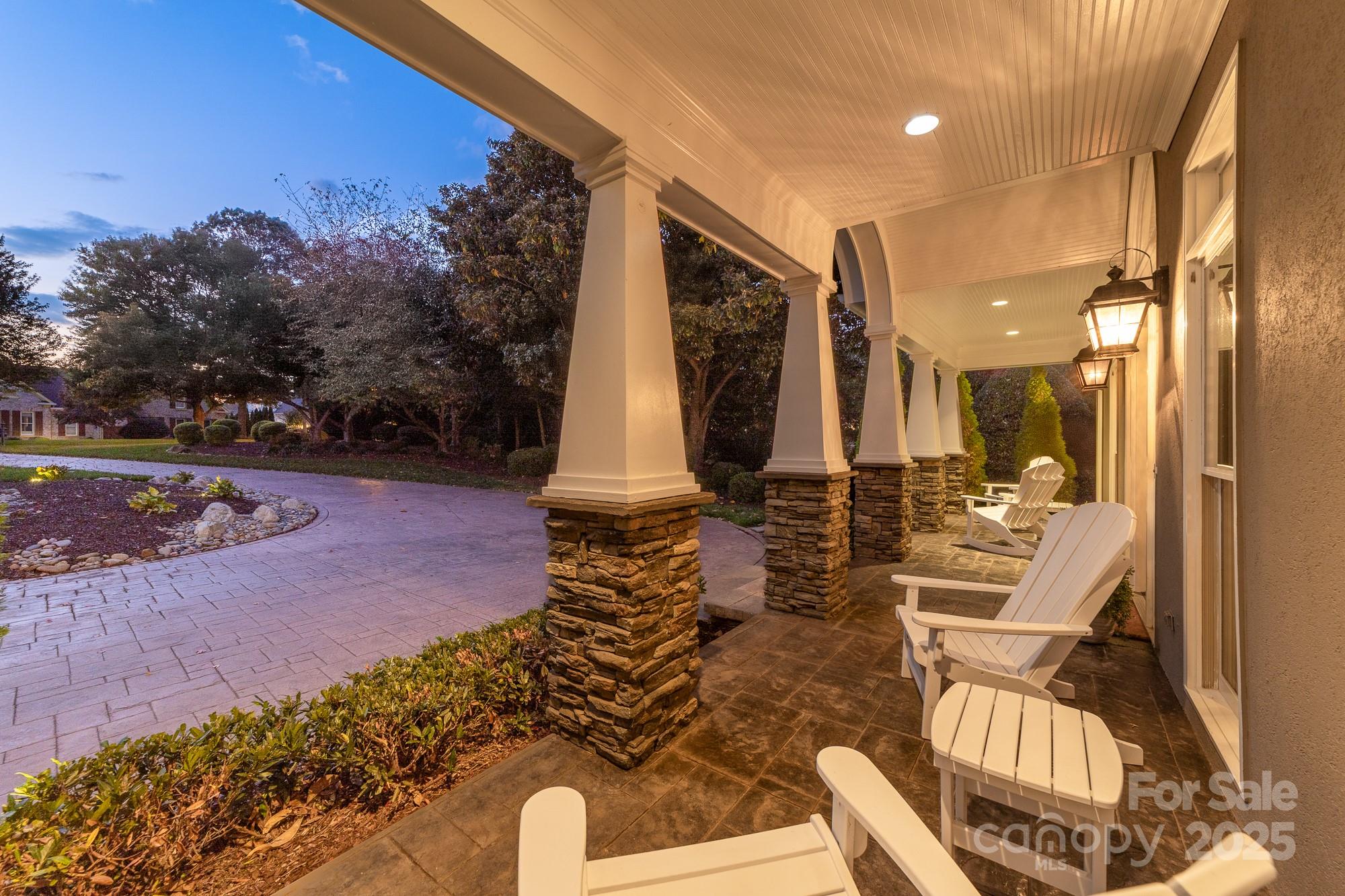 18316 Mainsail Pointe Drive, Cornelius, NC - photo 4 of 46