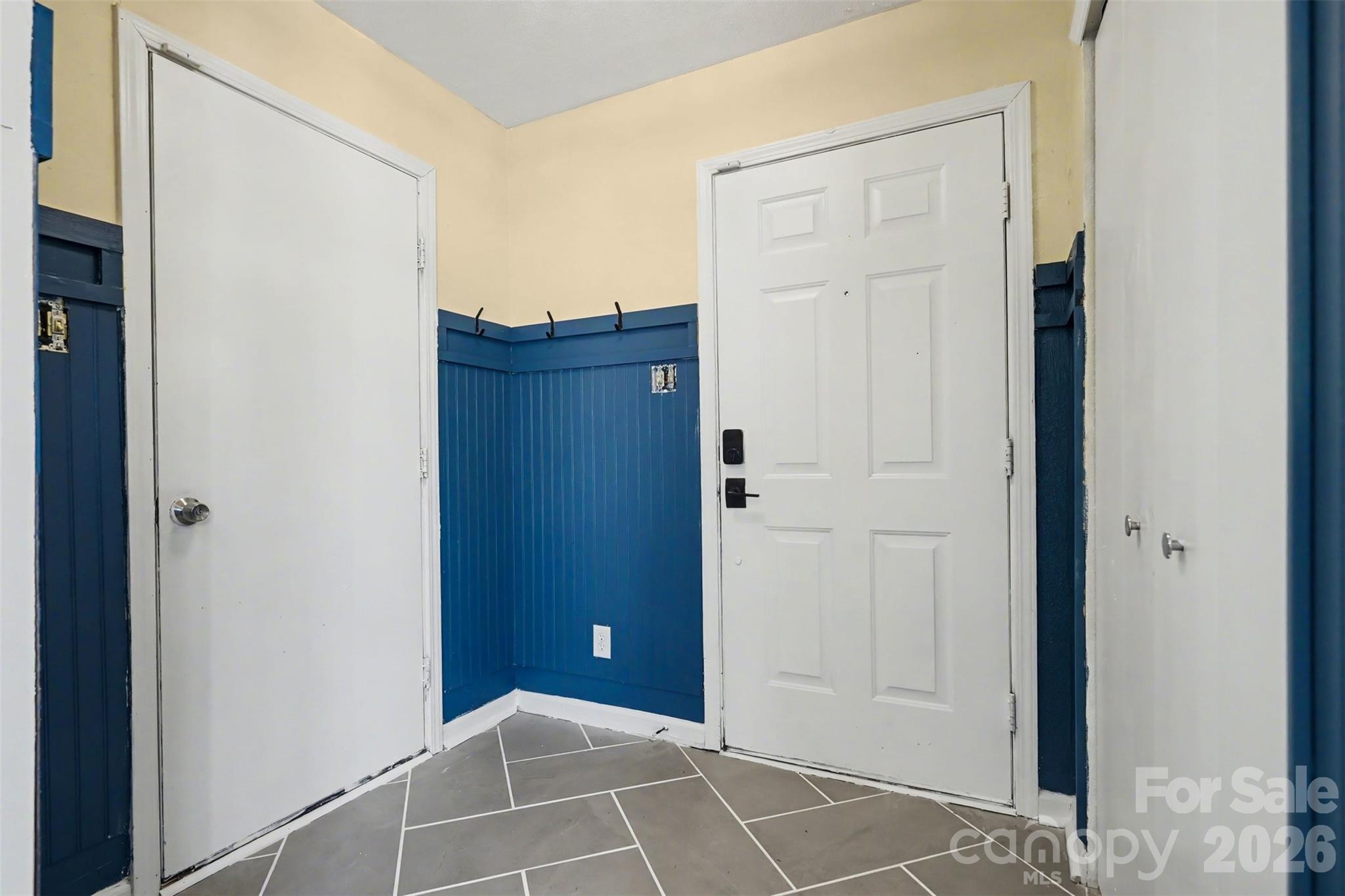 Photo 13 of 2648 Stream Bank Drive, Charlotte, NC